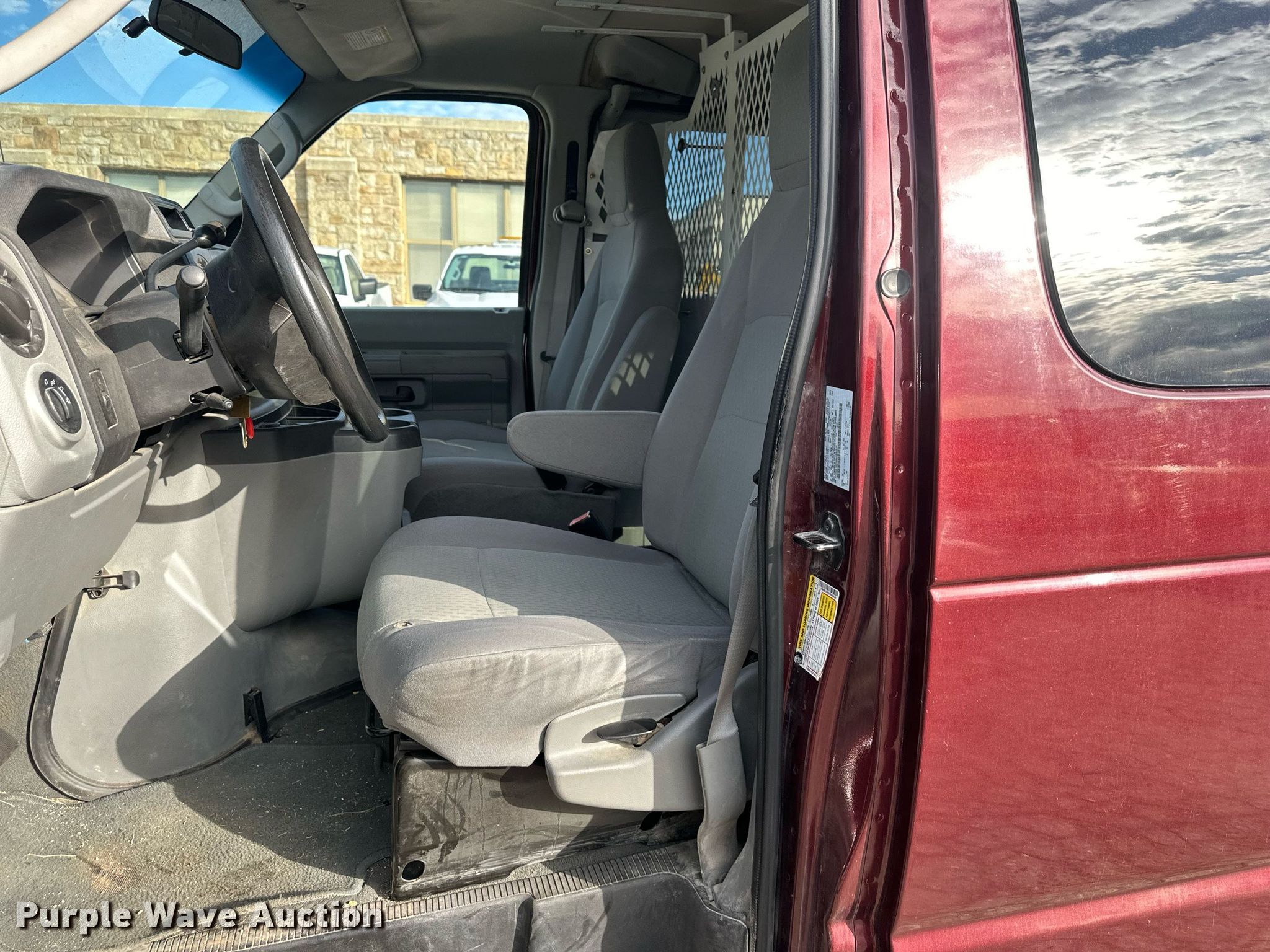 2010 Ford E150 XL van in Topeka, KS | Item DQ6229 for sale | Purple Wave