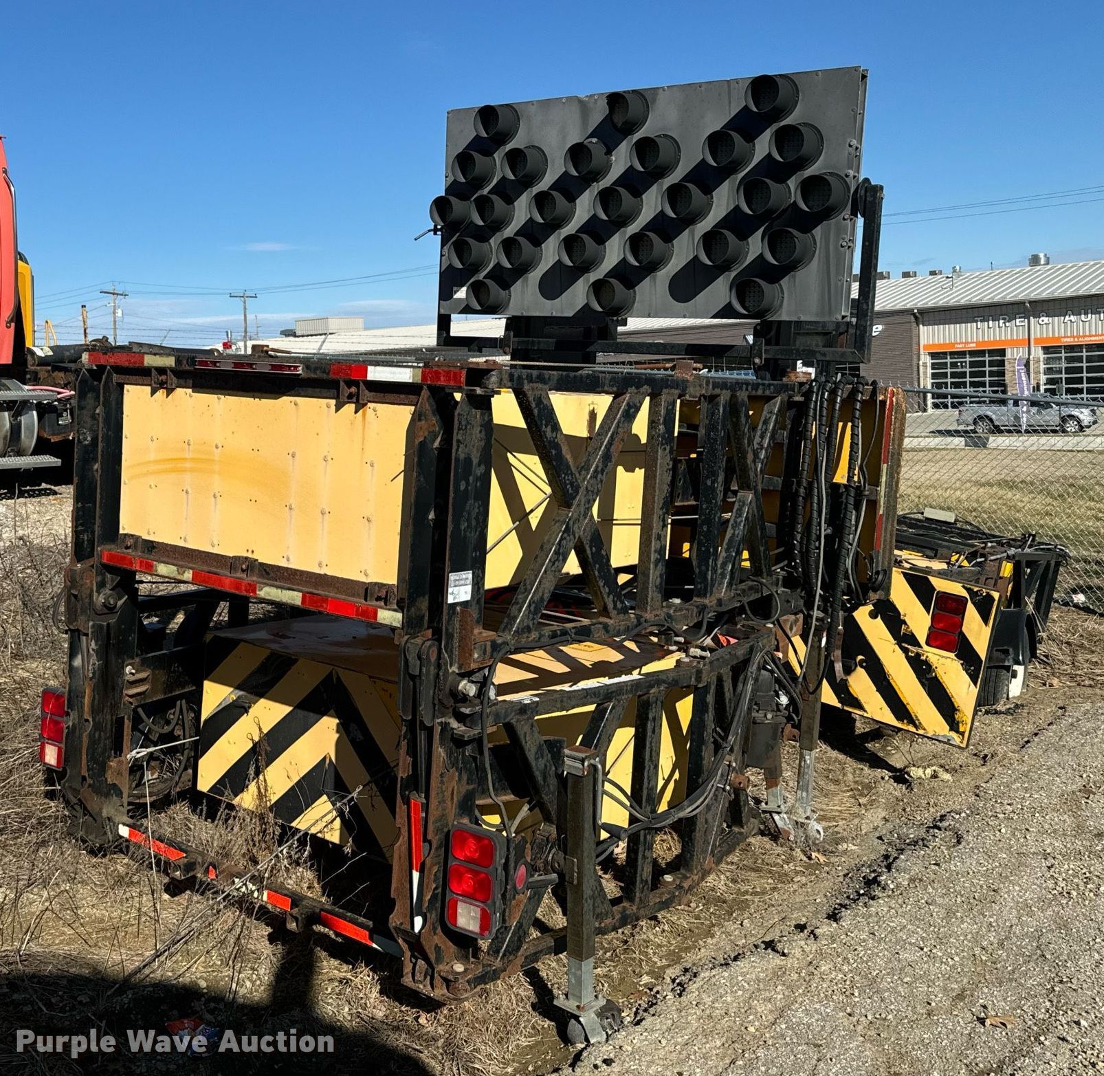 2003 Crash Energy Absorption Safe Stop 180TMA crash attenuator in ...