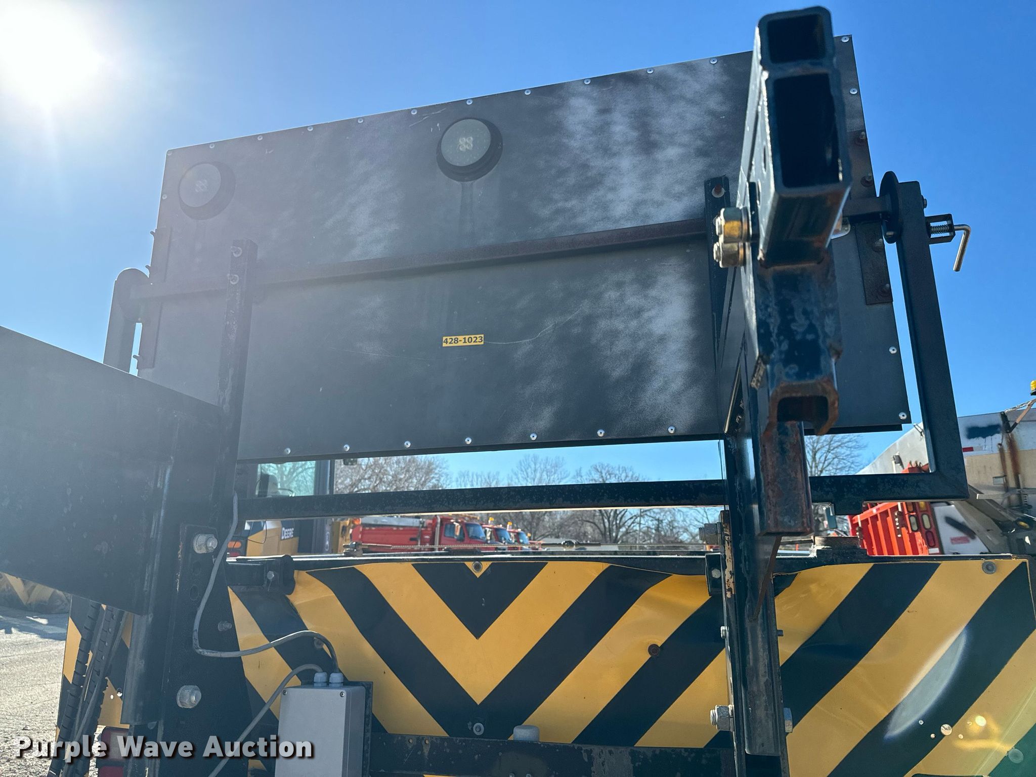 2003 Crash Energy Absorption Safe Stop 180TMA crash attenuator in ...