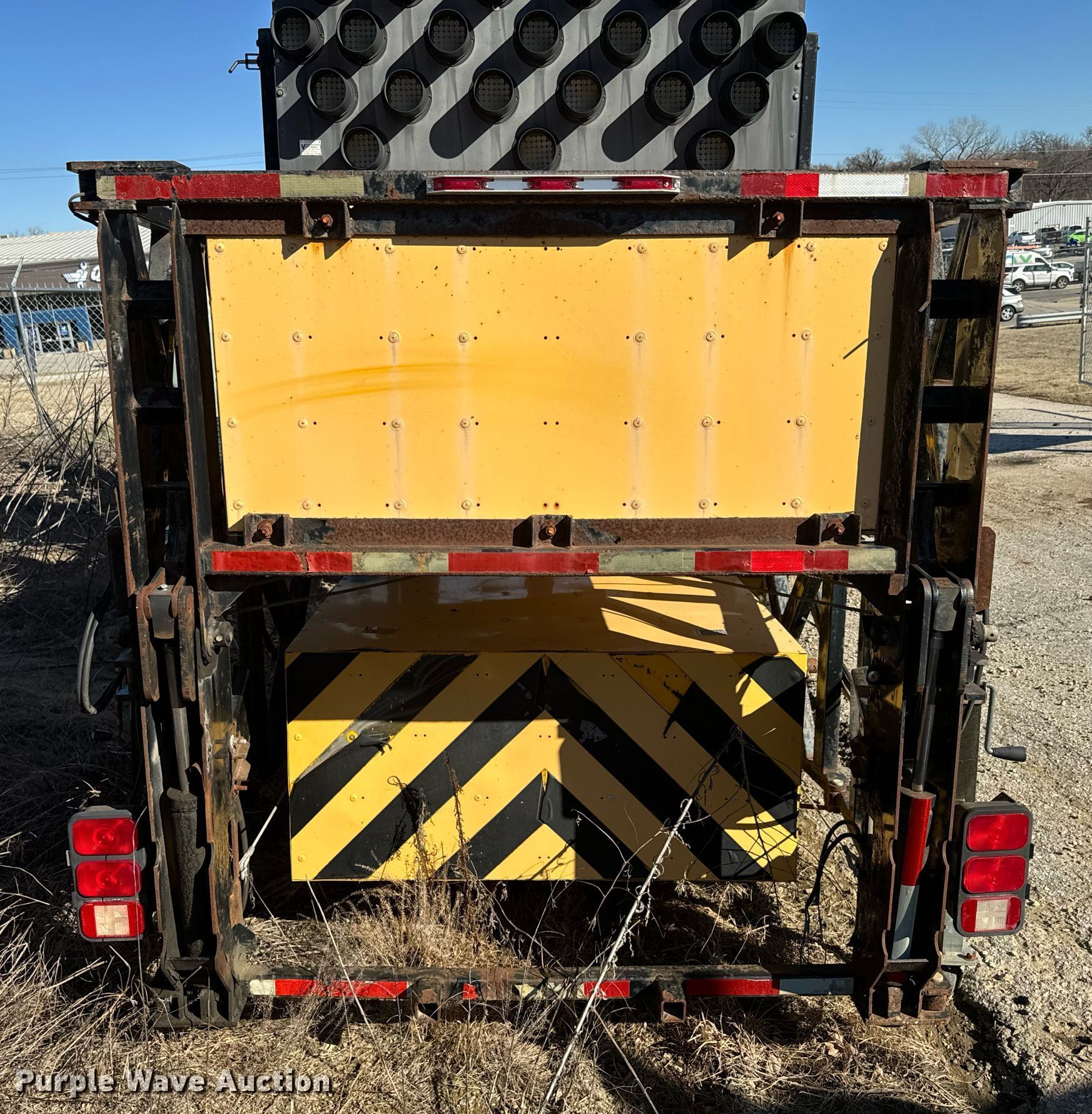 2003 Crash Energy Absorption Safe Stop 180TMA crash attenuator in ...