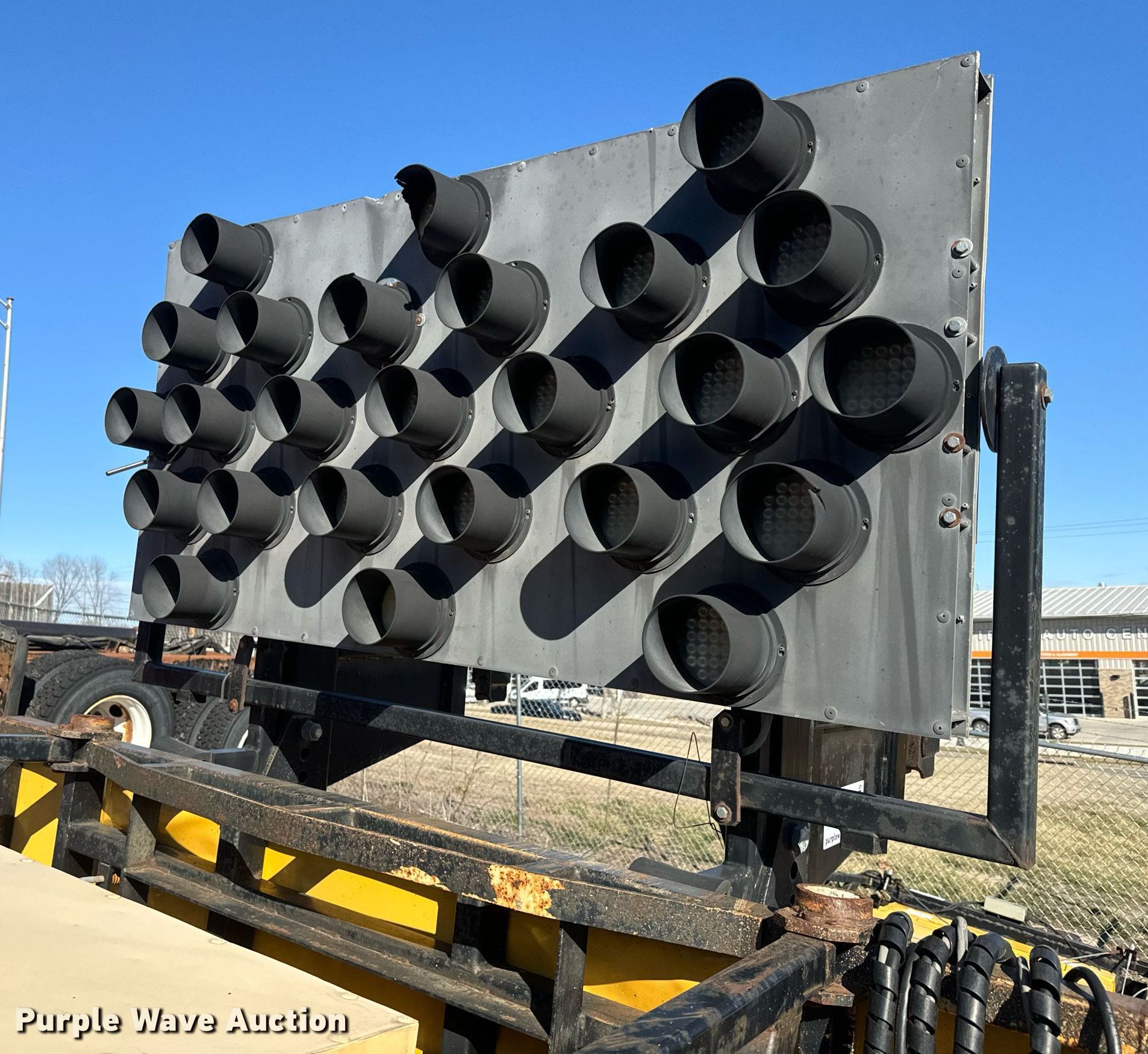 2003 Crash Energy Absorption Safe Stop 180TMA crash attenuator in ...