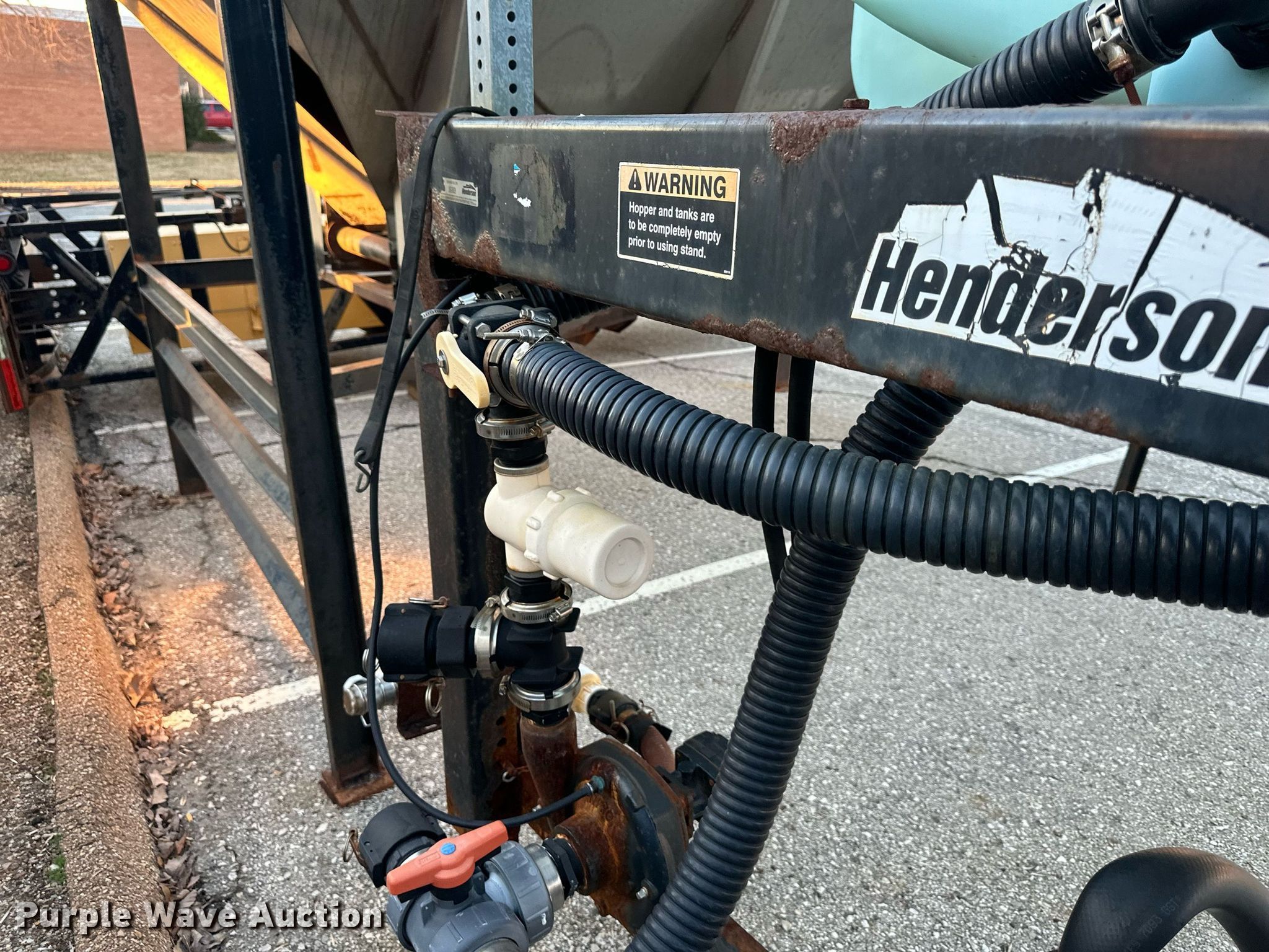 2009 Henderson salt brine tank in Topeka, KS | Item DQ6265 sold ...