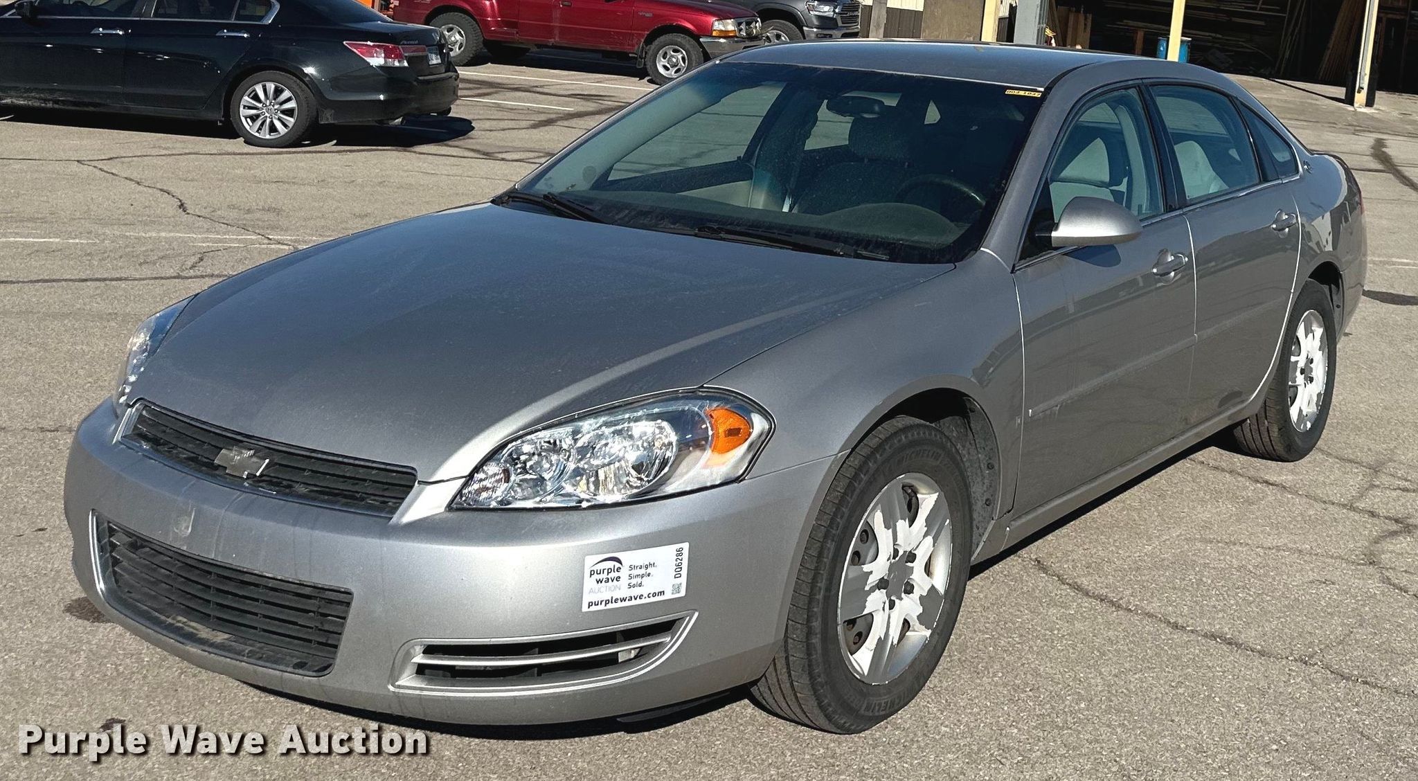 2007 Chevrolet Impala LS in Topeka, KS | Item DQ6286 sold | Purple Wave