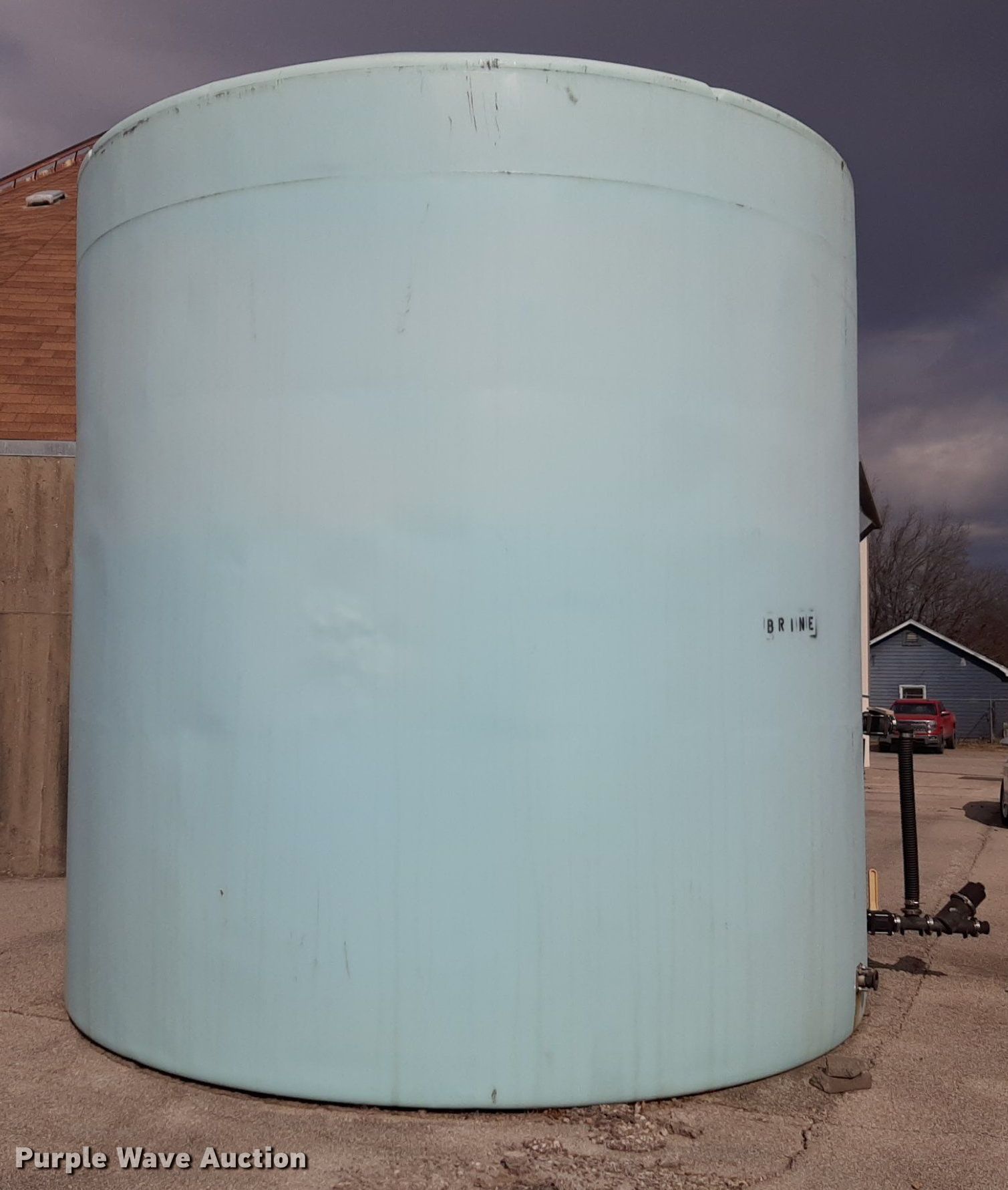 Salt brine poly storage tank in Garnett, KS | Item DV9889 for sale ...