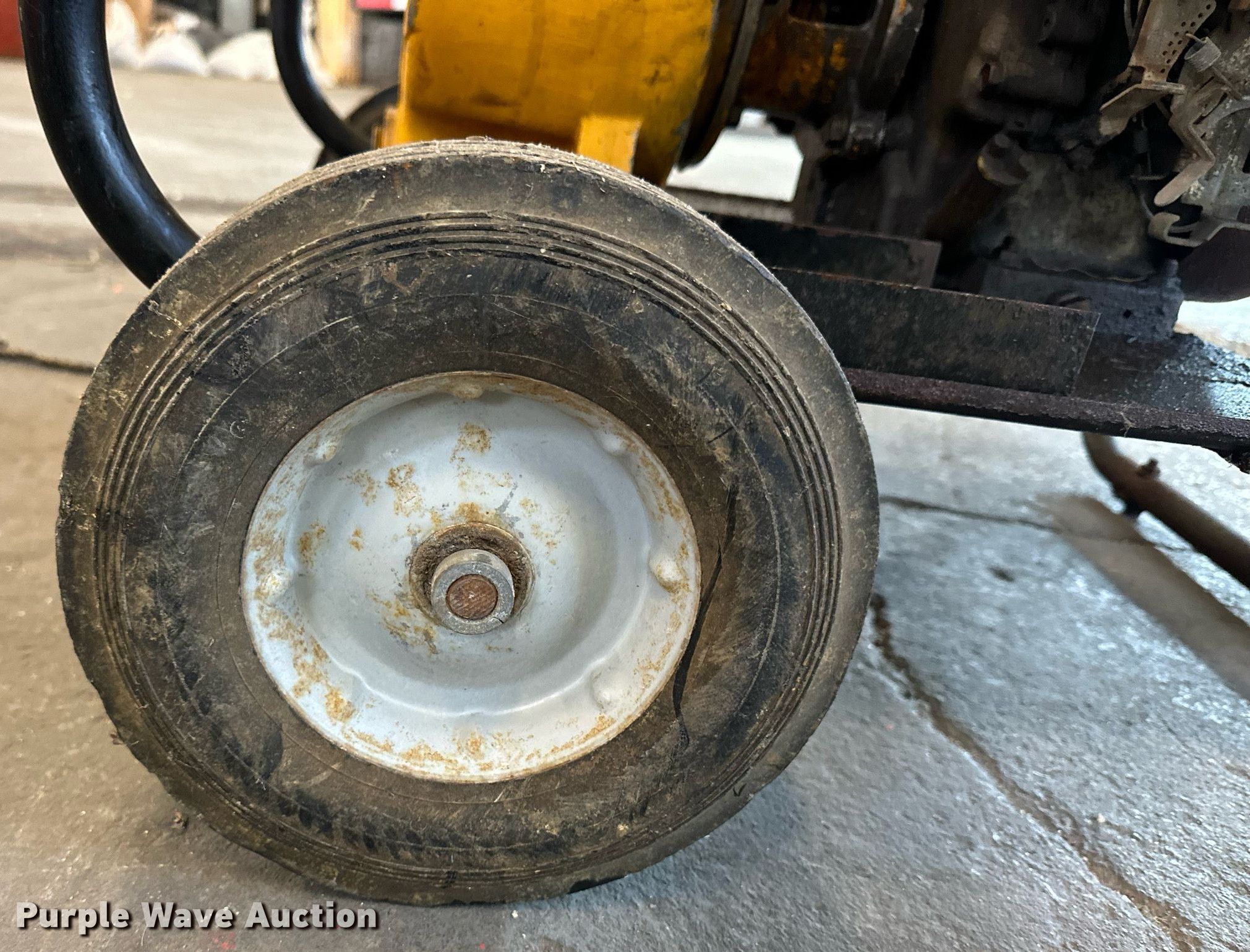 Teel 3P656F water pump in Norton, KS | Item NJ9303 sold | Purple Wave