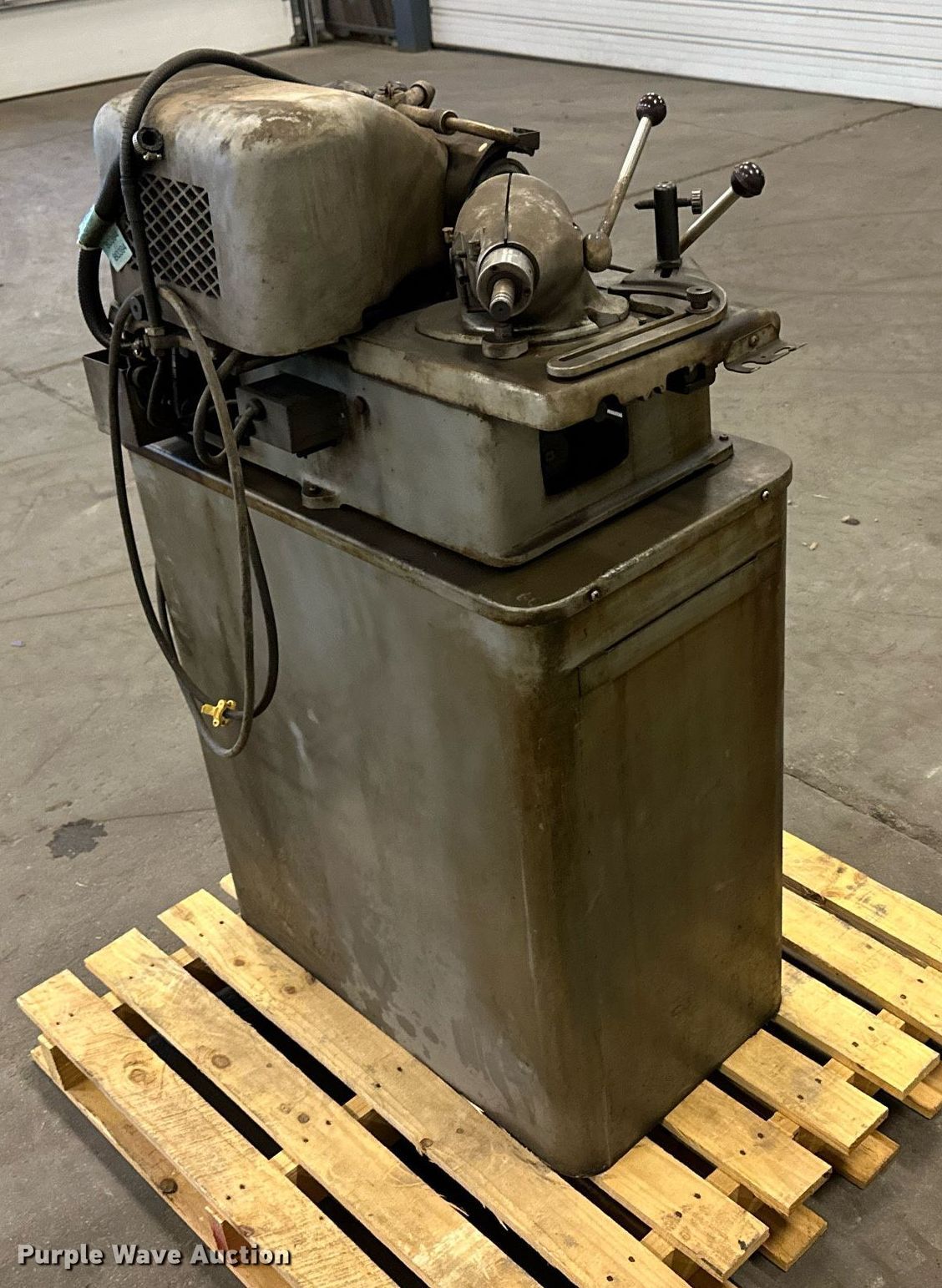 Sioux 645L valve face grinder in Norton, KS | Item NJ9305 sold | Purple ...
