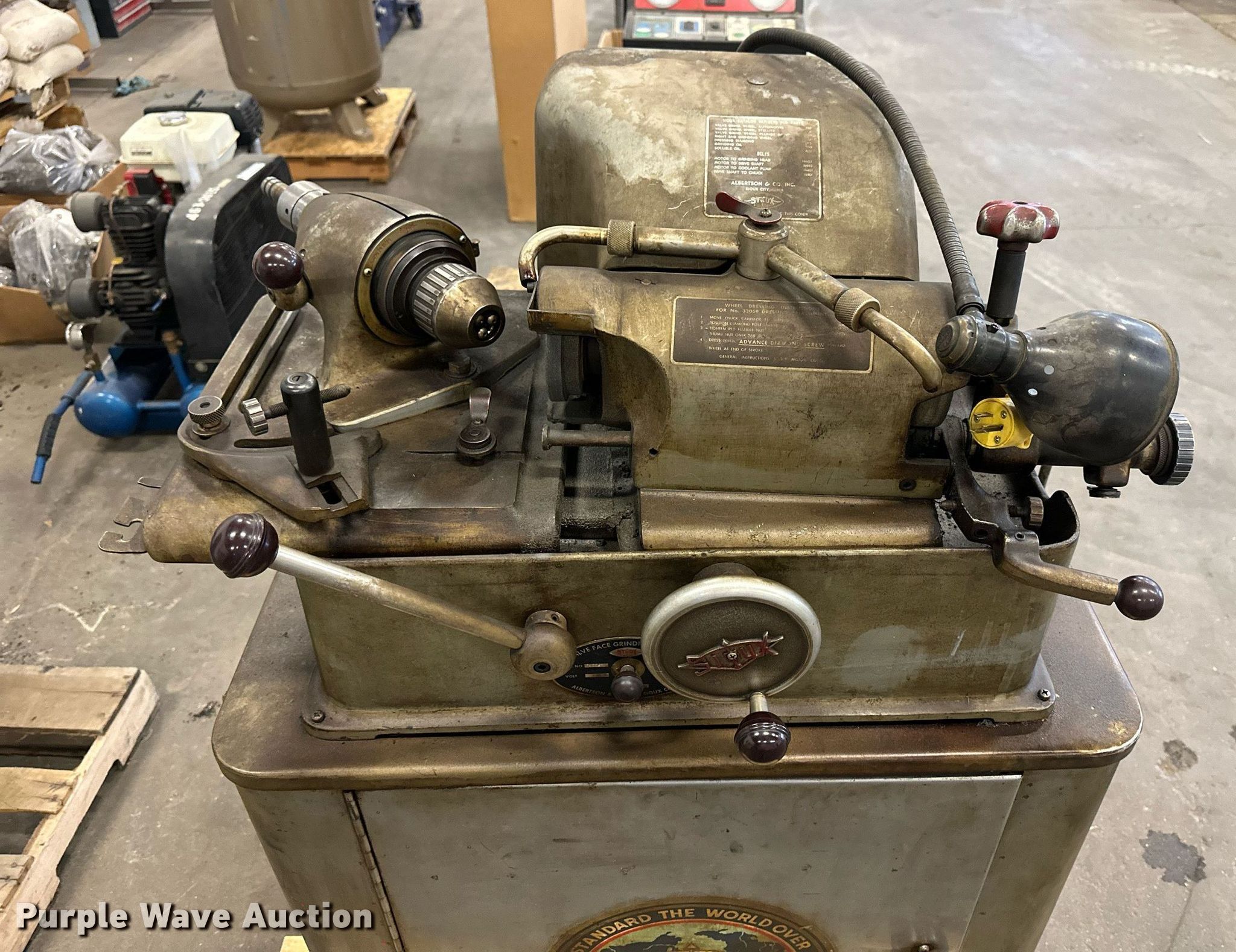 Sioux 645L valve face grinder in Norton, KS | Item NJ9305 sold | Purple ...