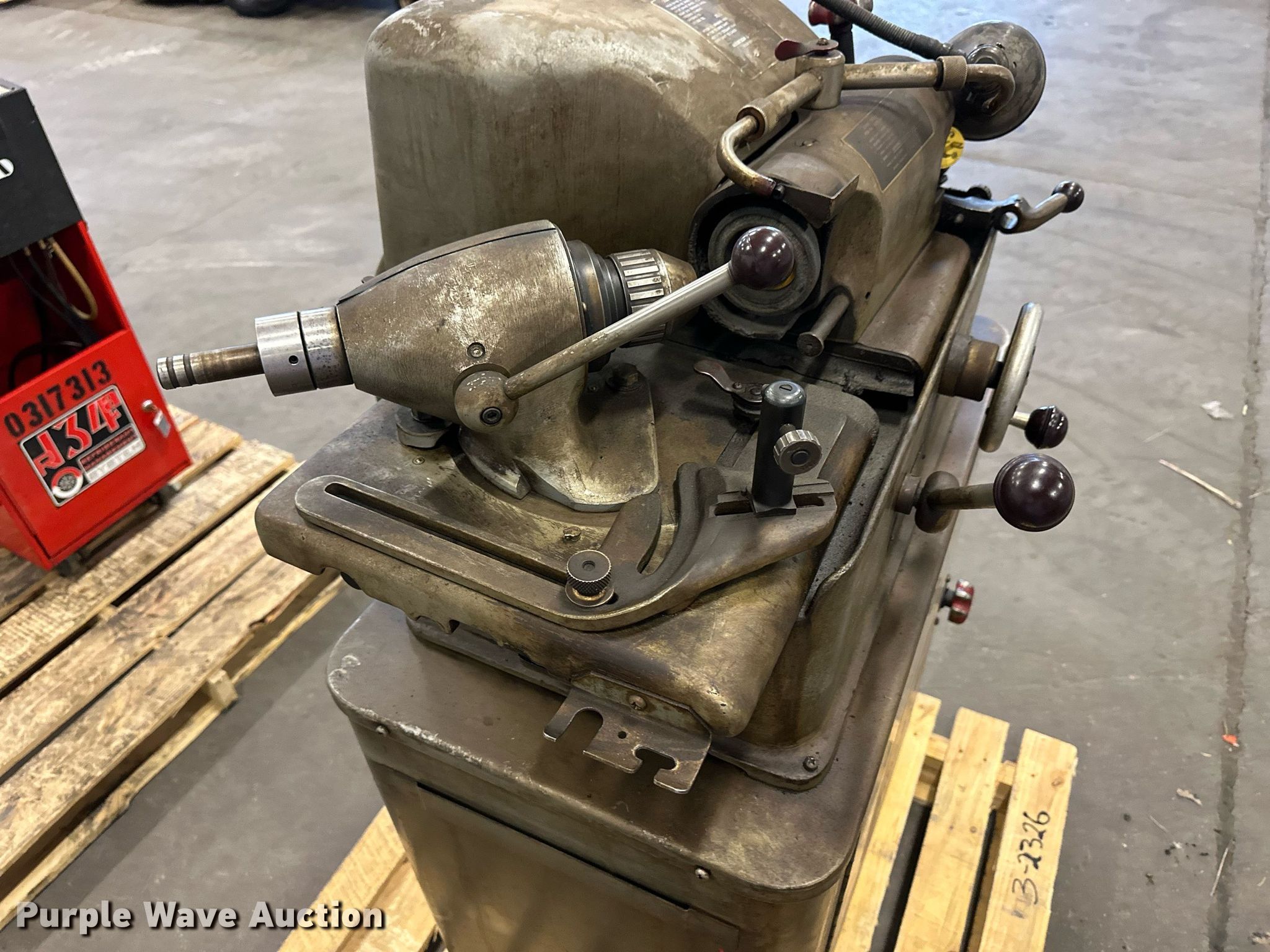 Sioux 645L valve face grinder in Norton, KS | Item NJ9305 sold | Purple ...