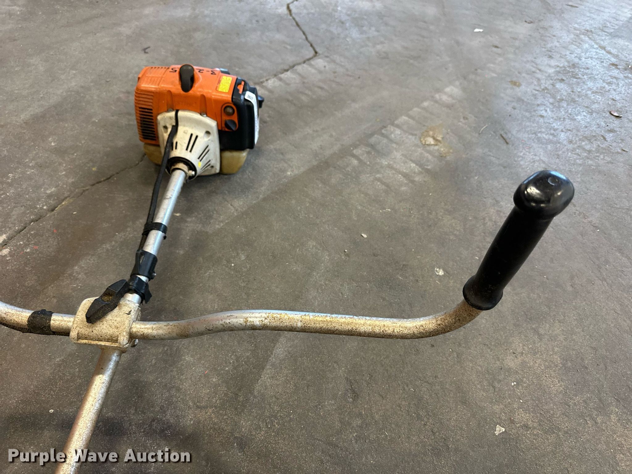 Stihl FS250 string trimmer in Norton, KS | Item NJ9309 sold | Purple Wave