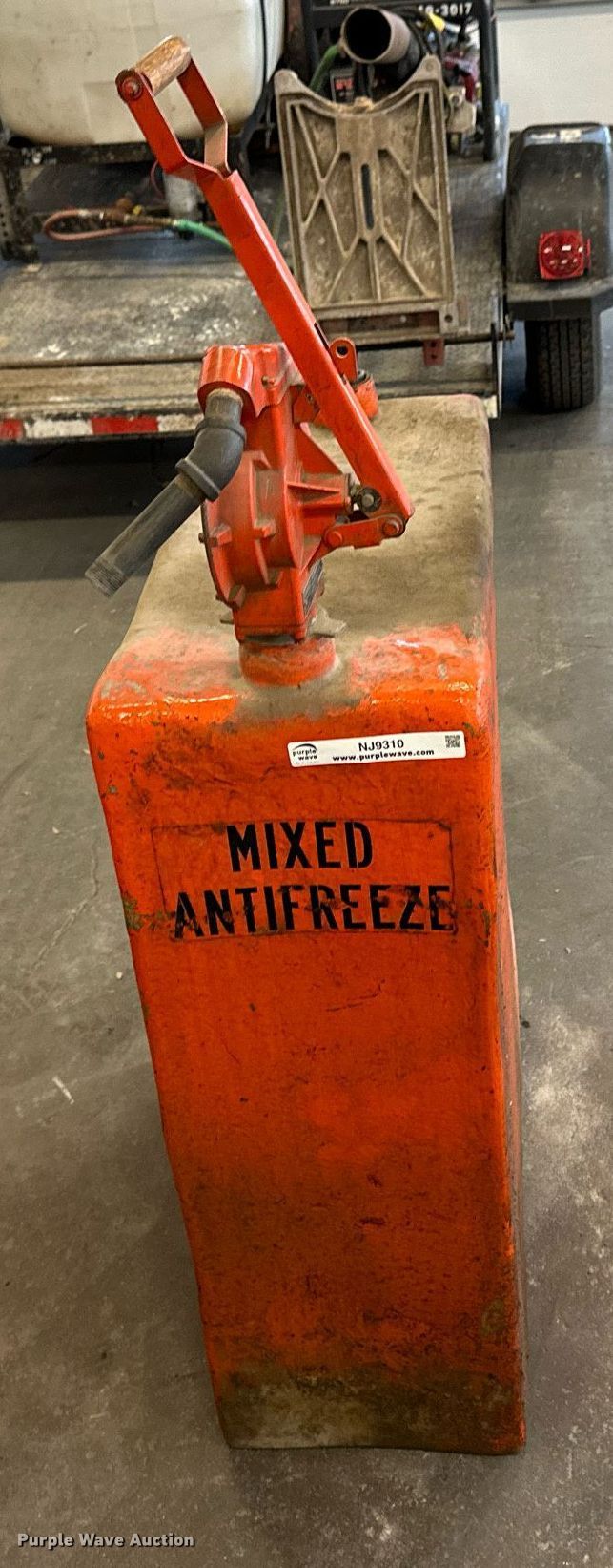 Fiberglass coolant dispenser in Norton, KS | Item NJ9310 for sale ...