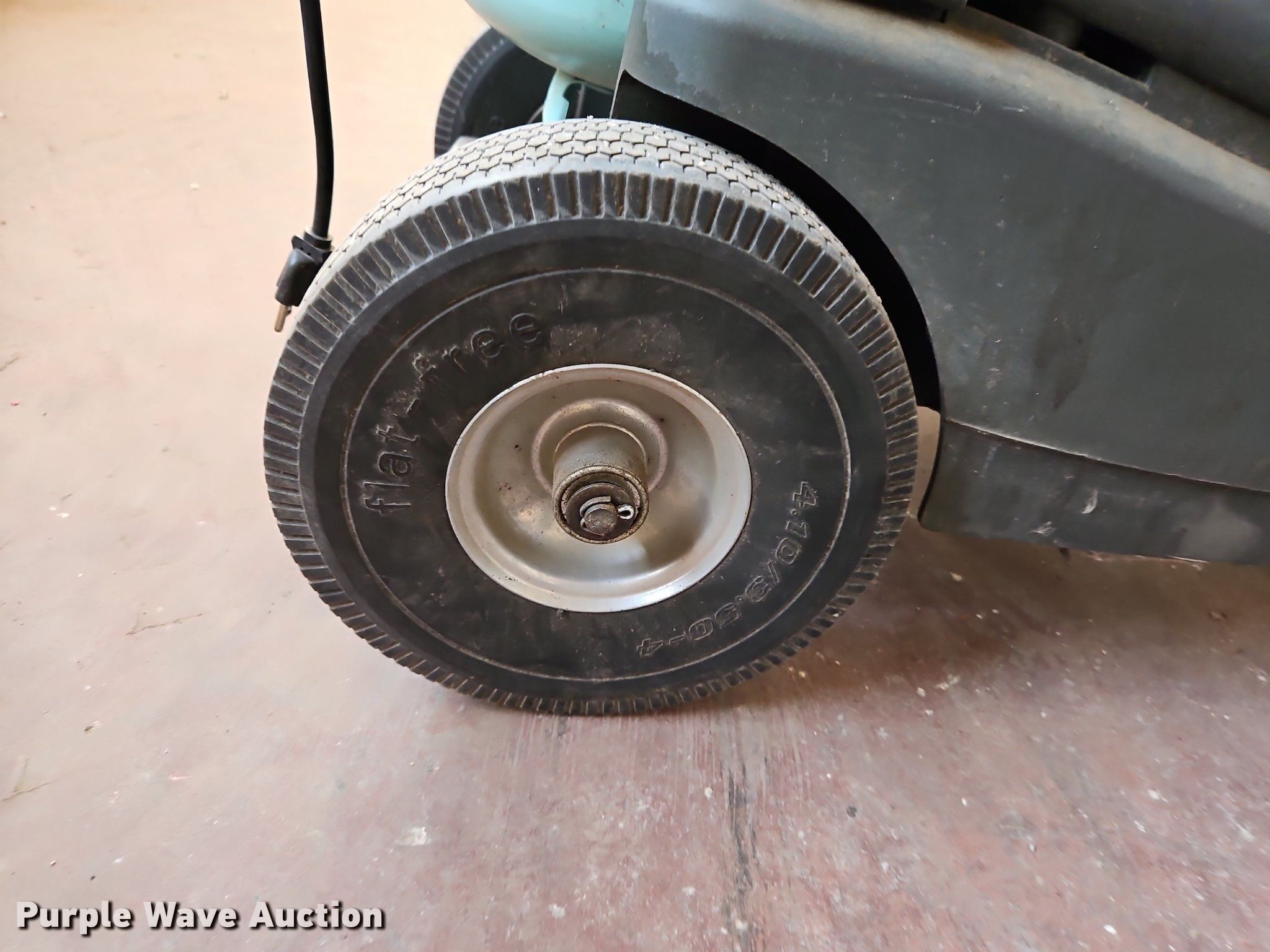 Robinair Cooltech 34788 refrigerant recovery recycling machine in ...