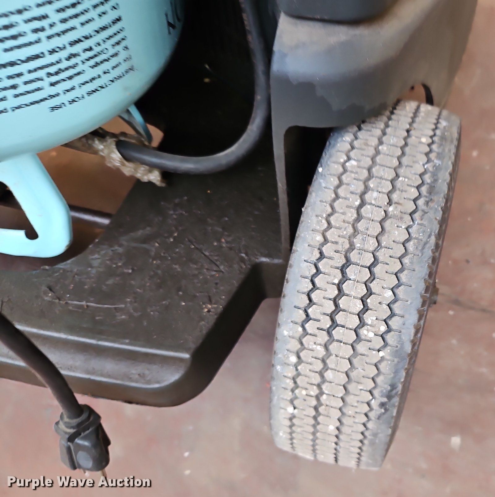 Robinair Cooltech 34788 refrigerant recovery recycling machine in ...