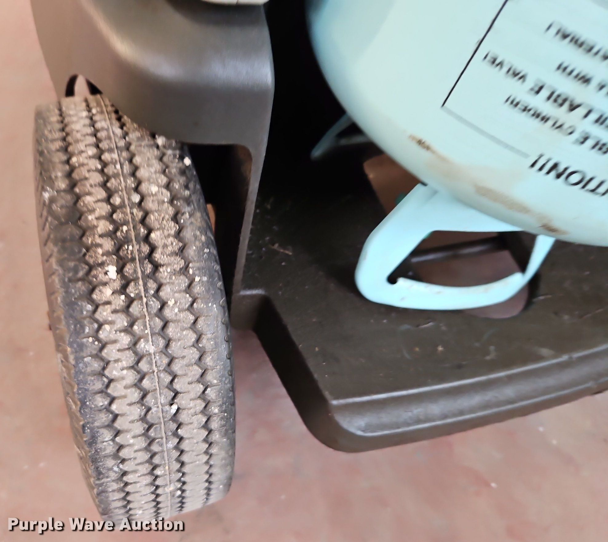 Robinair Cooltech 34788 refrigerant recovery recycling machine in ...