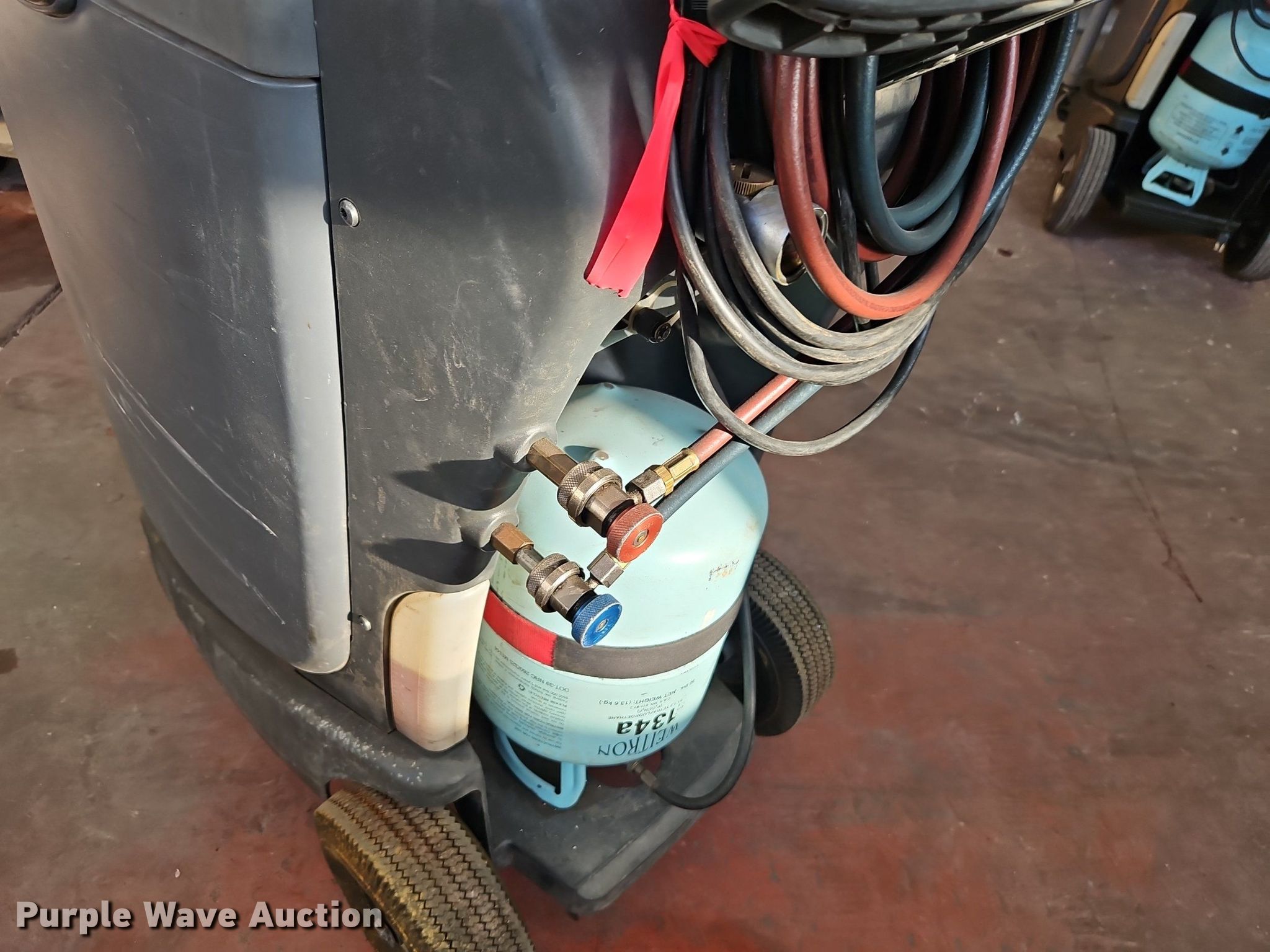 Robinair Cooltech 34788 refrigerant recovery recycling machine in ...