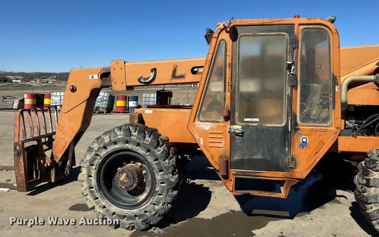 Lull 6K-37 telehandler in Topeka, KS | Item NF9408 sold | Purple Wave