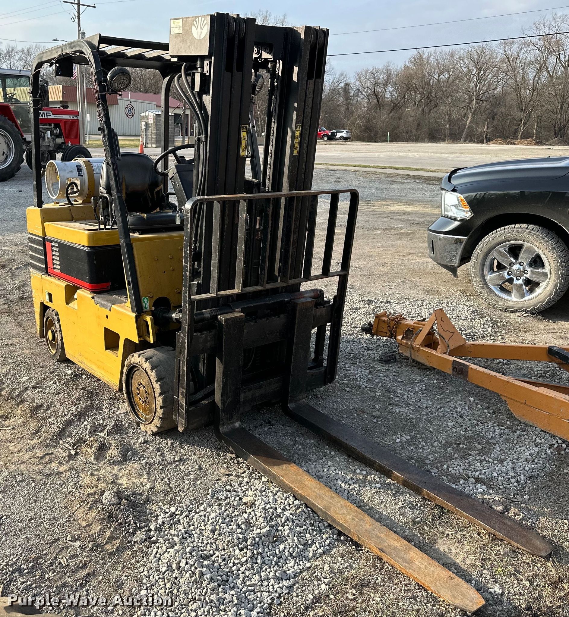 Daewoo GC30S-2 forklift in Tonganoxie, KS | Item DQ6367 sold | Purple Wave