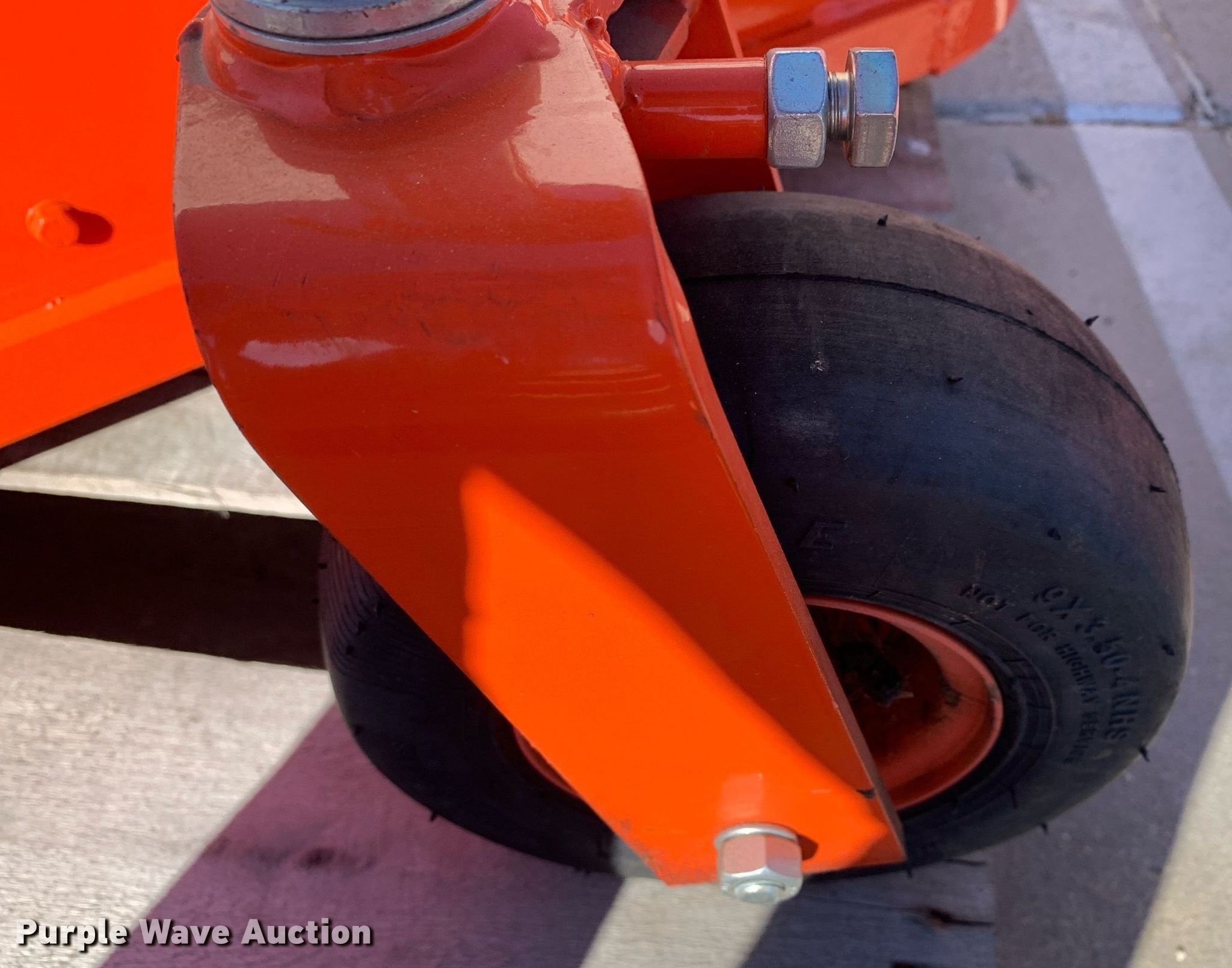 Kubota RCK60P-F39 5' W mower deck in Grapevine, TX | Item KX9808 sold ...