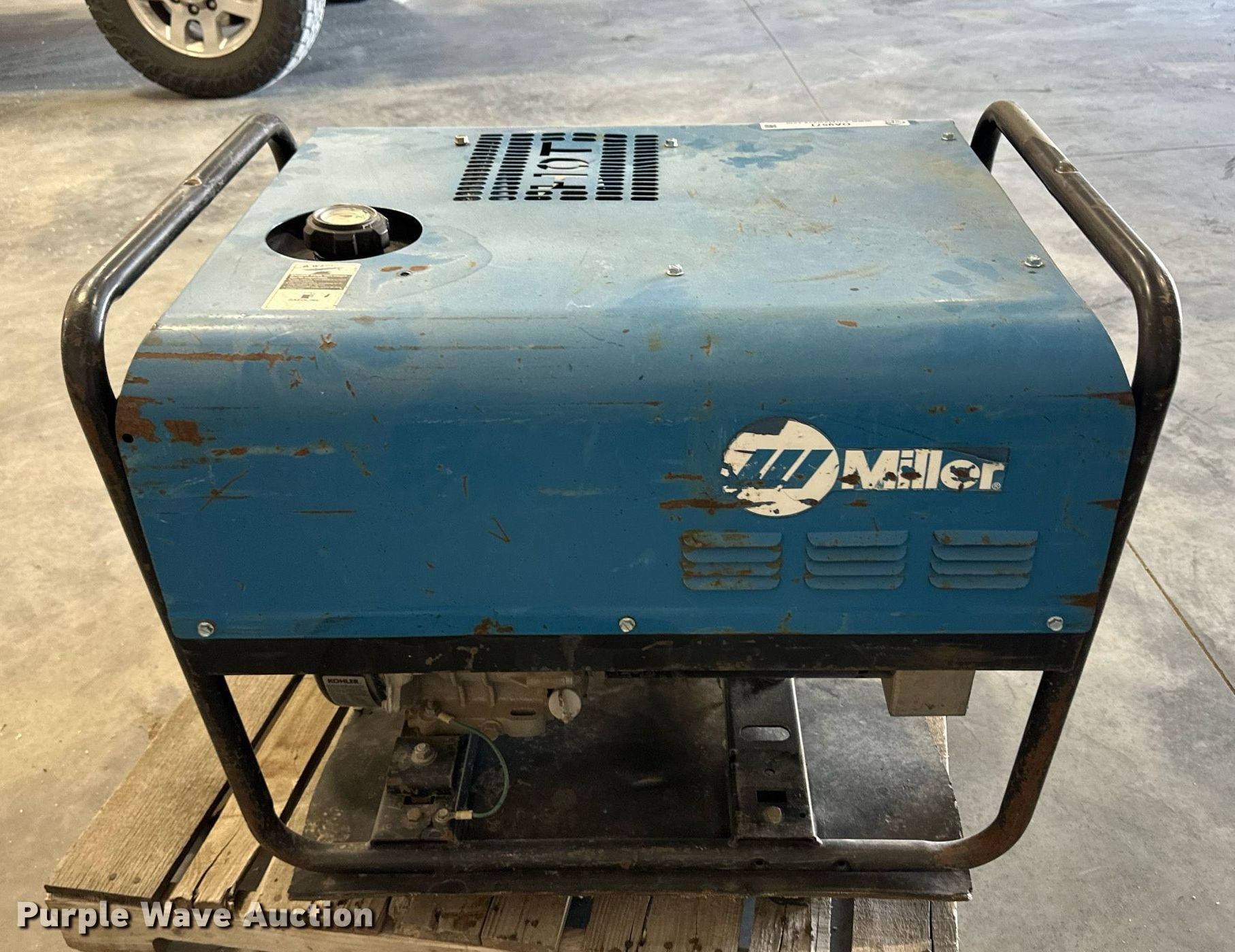 Miller Blue Star 185 welder/generator in Ulysses, KS | Item OA9571 sold ...
