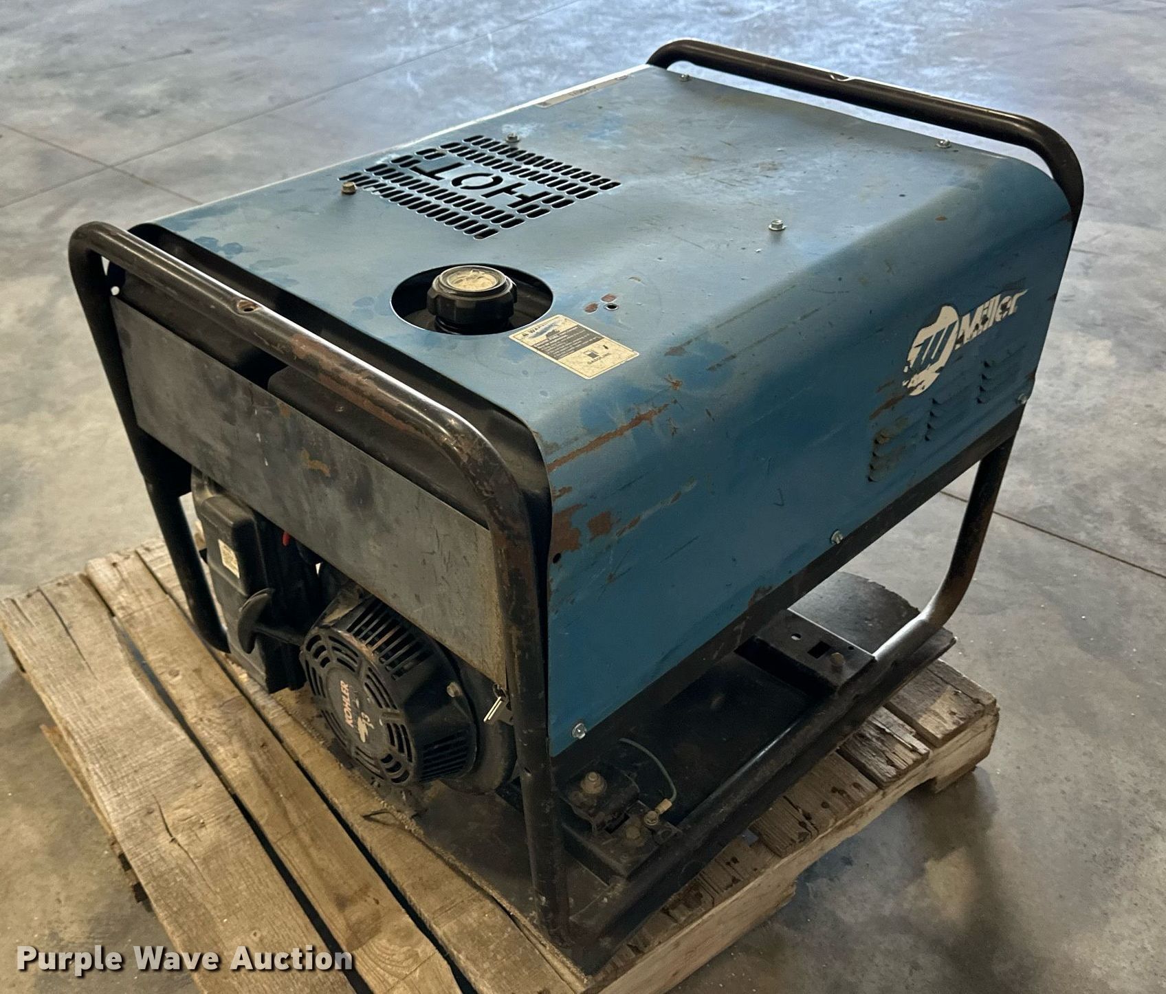 Miller Blue Star 185 welder/generator in Ulysses, KS | Item OA9571 sold ...