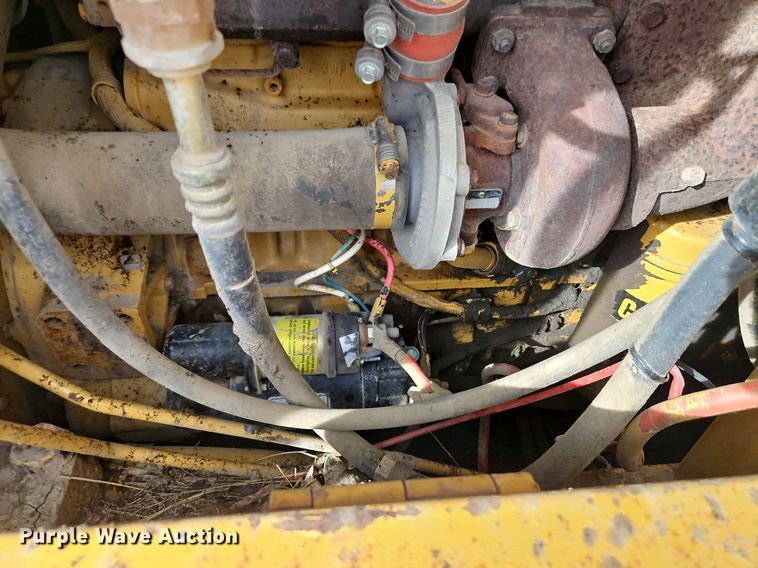 1994 Caterpillar 953B track loader in Shawnee, KS | Item DN7212 sold ...