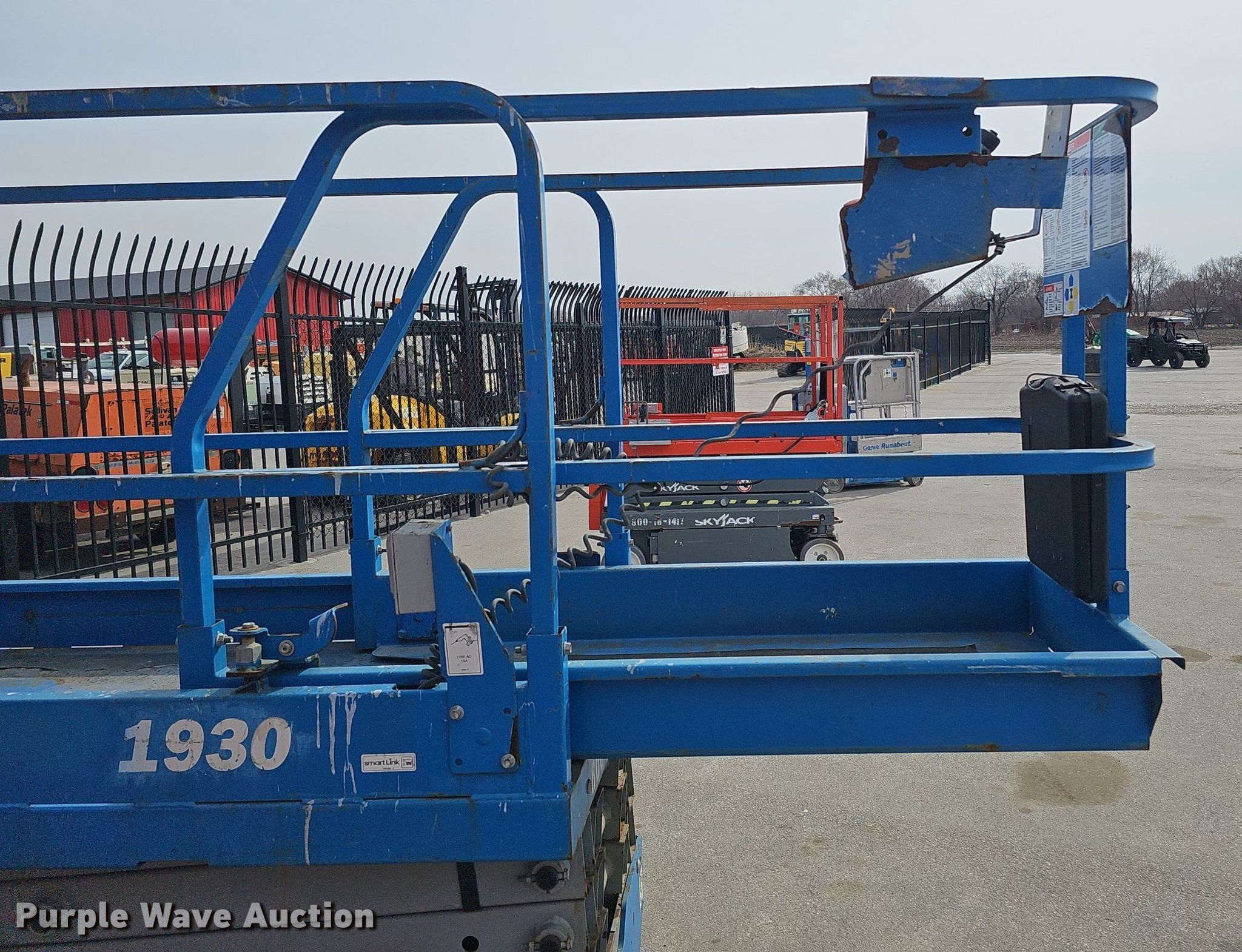 Genie 1930 scissor lift in Waterloo, NE | Item IO9862 for sale | Purple ...