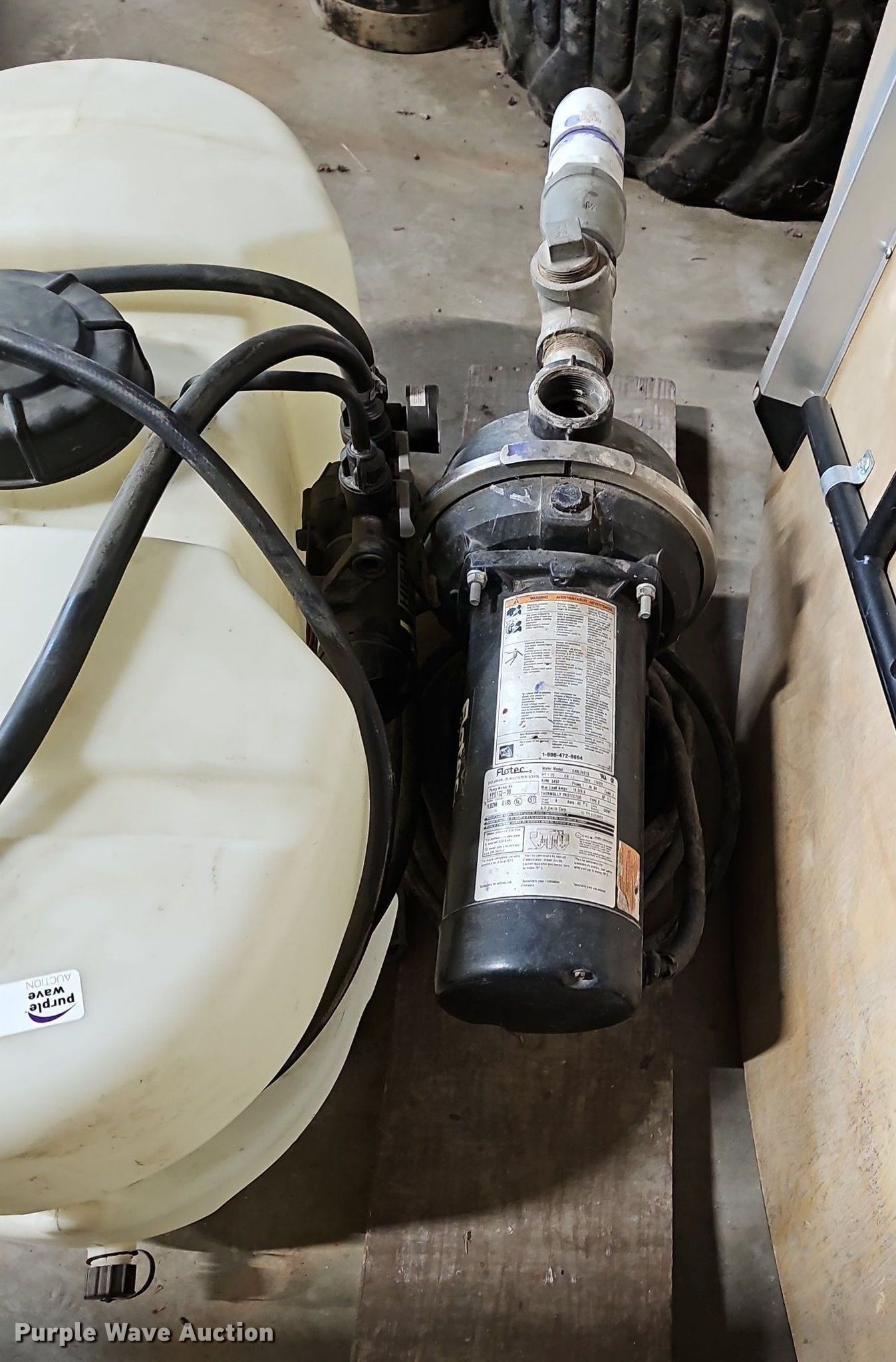 Country Tuff turf sprayer in Edgerton, KS | Item EK5541 for sale ...