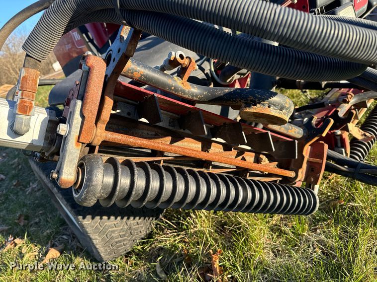 Toro ReelMaster 5210 reel mower in Eldon, MO | Item EH6595 sold | Purple Wave