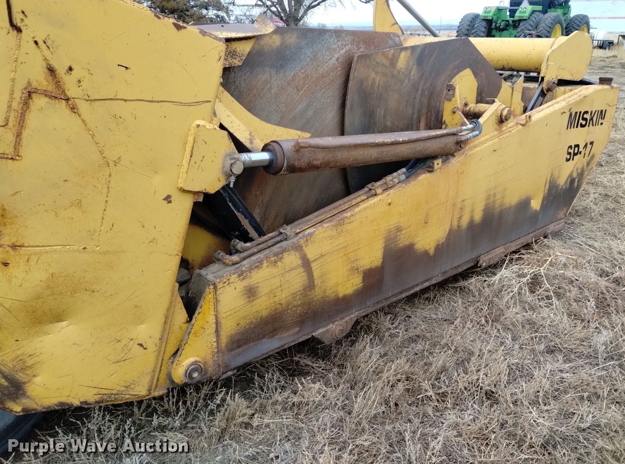 Miskin SP-17 scraper in Oshkosh, NE | Item DQ6022 for sale | Purple Wave