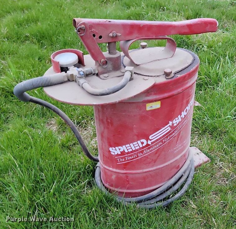 Speed Shore hydraulic shoring system in Concordia, MO | Item MQ9720 for ...