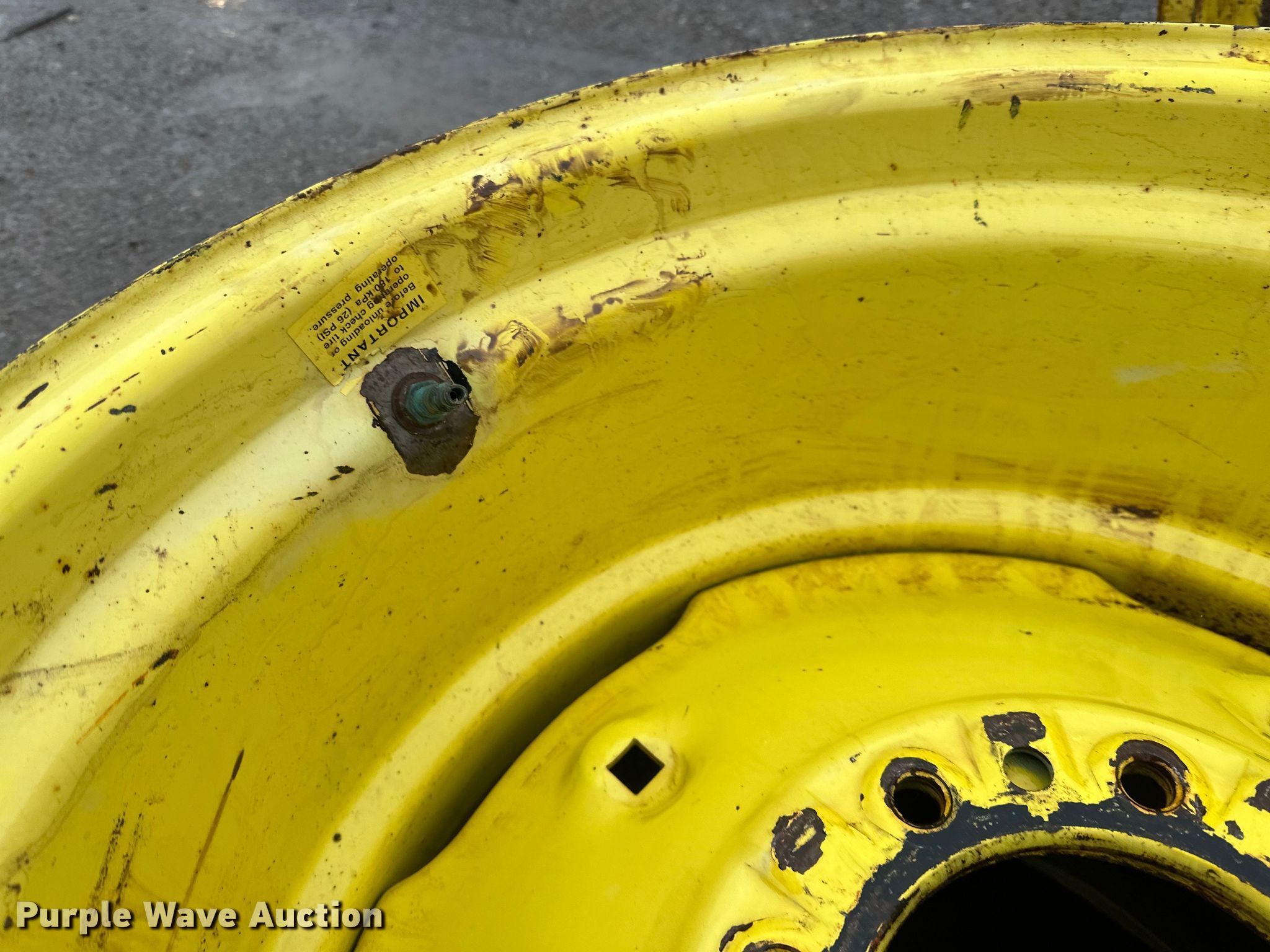 2) John Deere combine wheels in Hobart, OK | Item DG4287 sold | Purple Wave