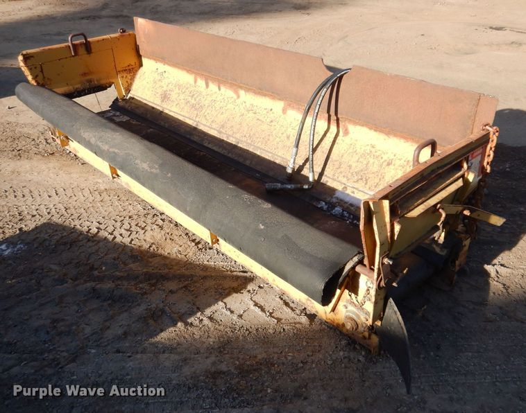 Highway Equipment Company TGC 18 road shouldering machine in St. Paul ...