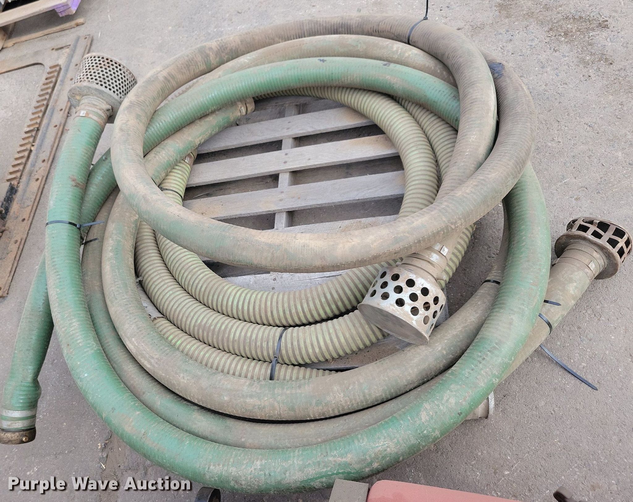 Trash pump hoses in St. Paul, MN | Item DG0532 for sale | Purple Wave