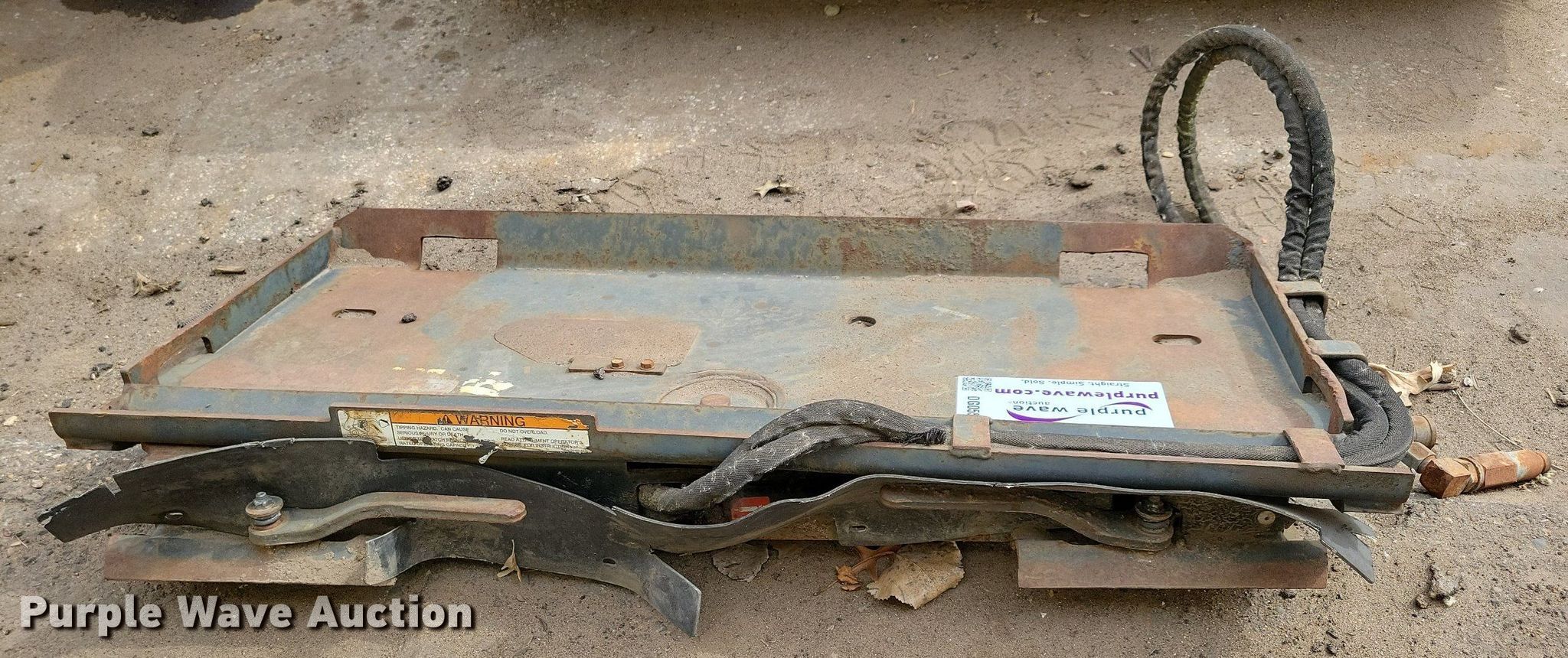 Bobcat quick attach plate in St. Paul, MN | Item DG0554 for sale ...