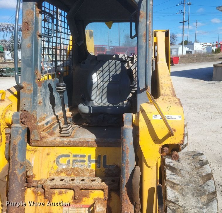 Gehl 5640 Turbo skid steer loader in Jackson, MO | Item MJ9035 for sale ...