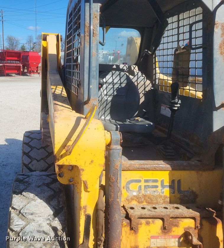 Gehl 5640 Turbo skid steer loader in Jackson, MO | Item MJ9035 for sale ...