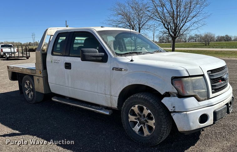 2013 Ford F150 STX SuperCab flatbed pickup truck in Maize, KS | Item ...