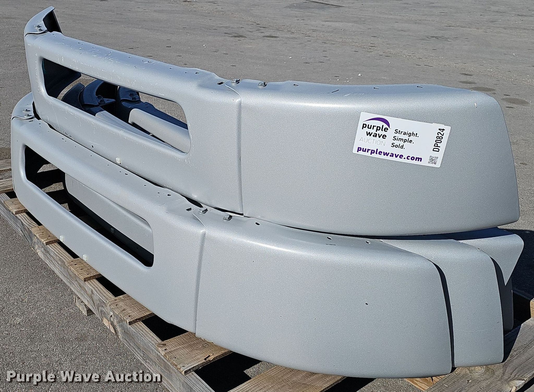(5) Freightliner M2 truck bumpers in Waterloo, NE | Item DP0824 sold ...