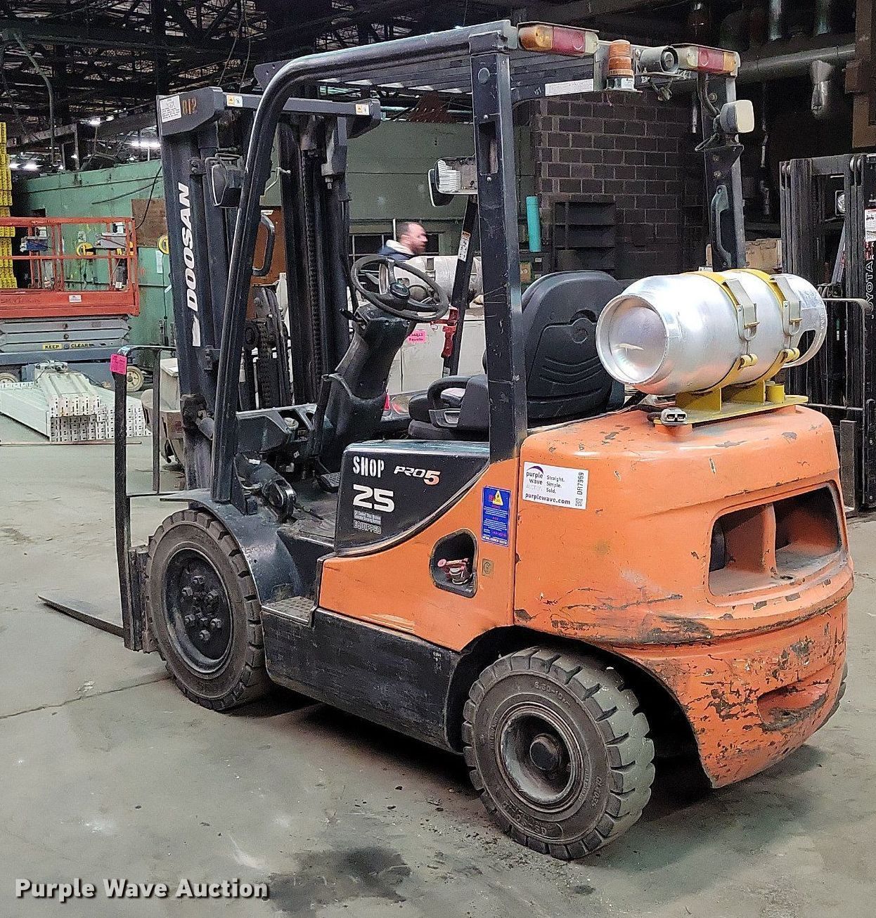 2008 Doosan G25E-5 forklift in Kansas City, MO | Item DR7969 for sale ...