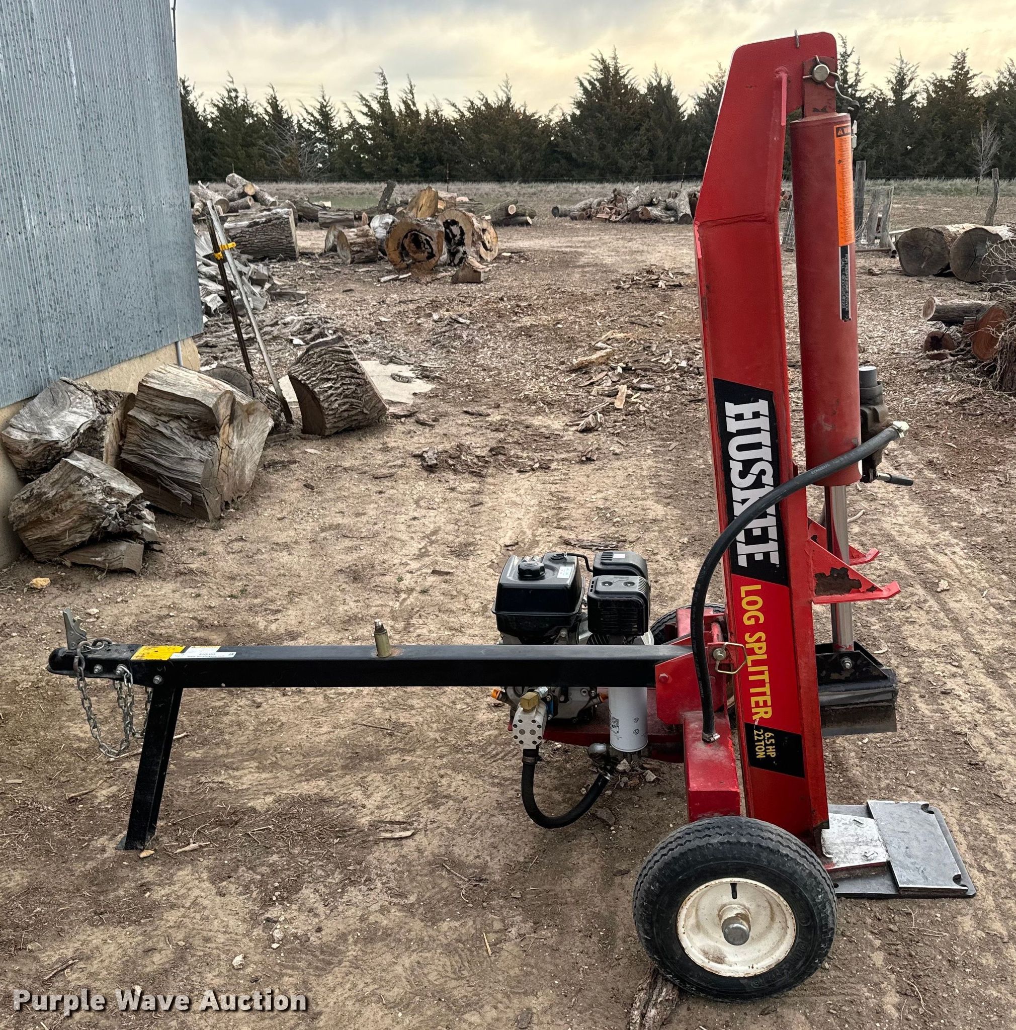 Husky log splitter in Esbon, KS | Item EH5355 sold | Purple Wave
