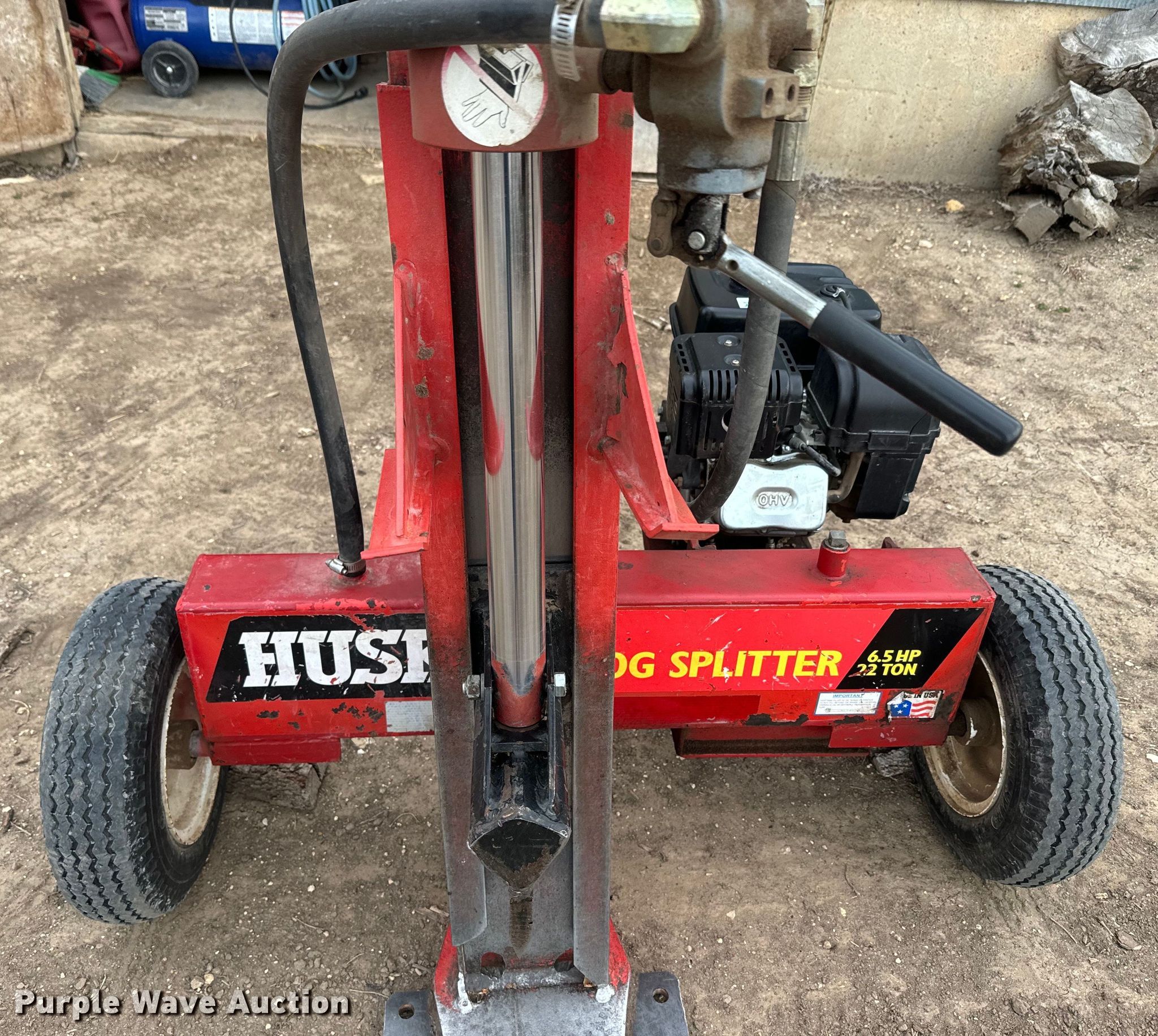 Husky log splitter in Esbon, KS | Item EH5355 sold | Purple Wave
