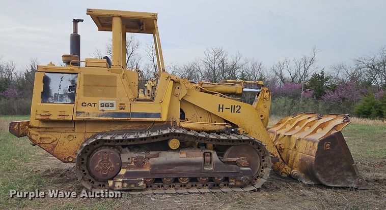 1985 Caterpillar 963 track loader in Olivet, KS | Item DR8565 sold | Purple Wave