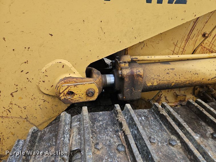 1985 Caterpillar 963 track loader in Olivet, KS | Item DR8565 sold | Purple Wave