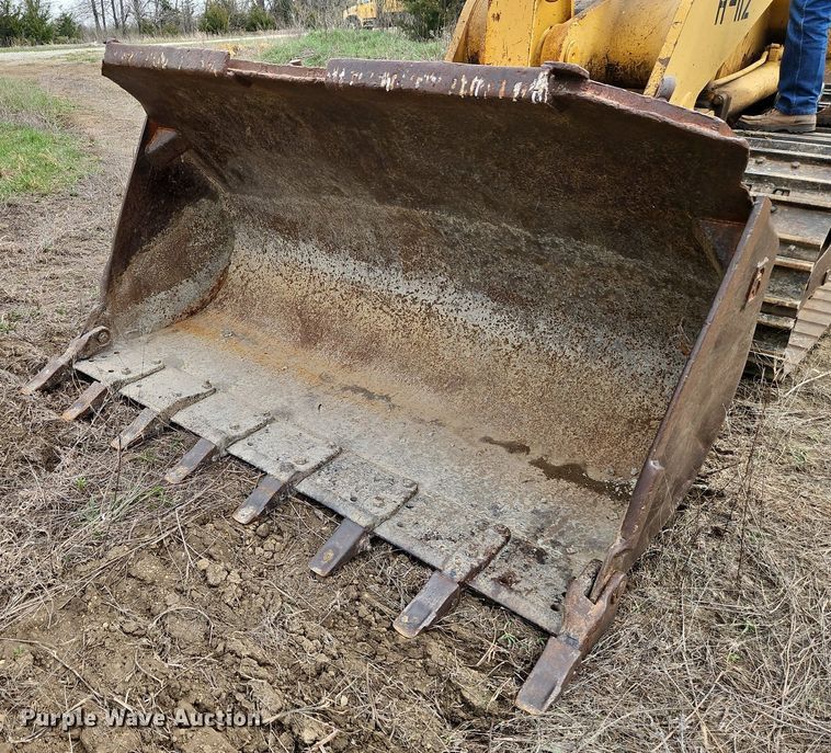1985 Caterpillar 963 track loader in Olivet, KS | Item DR8565 sold | Purple Wave
