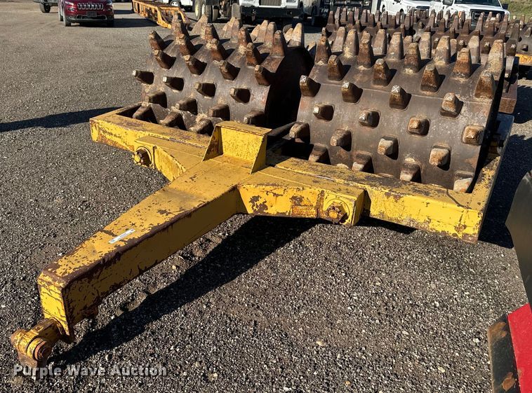 American wedge foot roller in Wamego, KS | Item EH5346 sold | Purple Wave