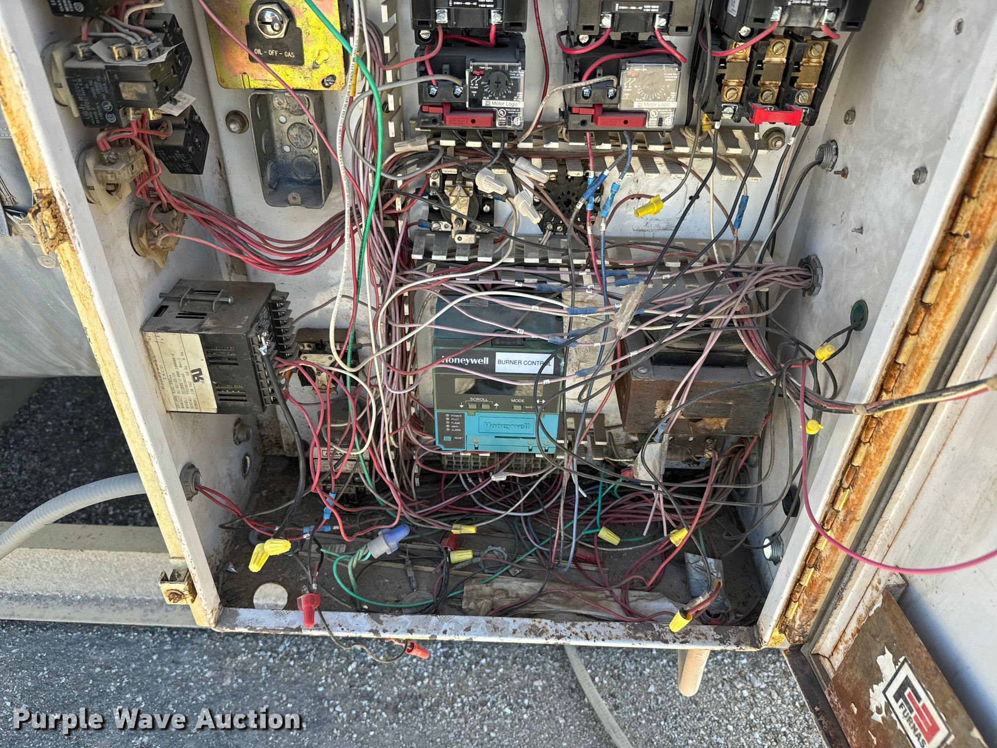 Heatec HC-200 natural gas oil heater in Manhattan, KS | Item EH5339 ...