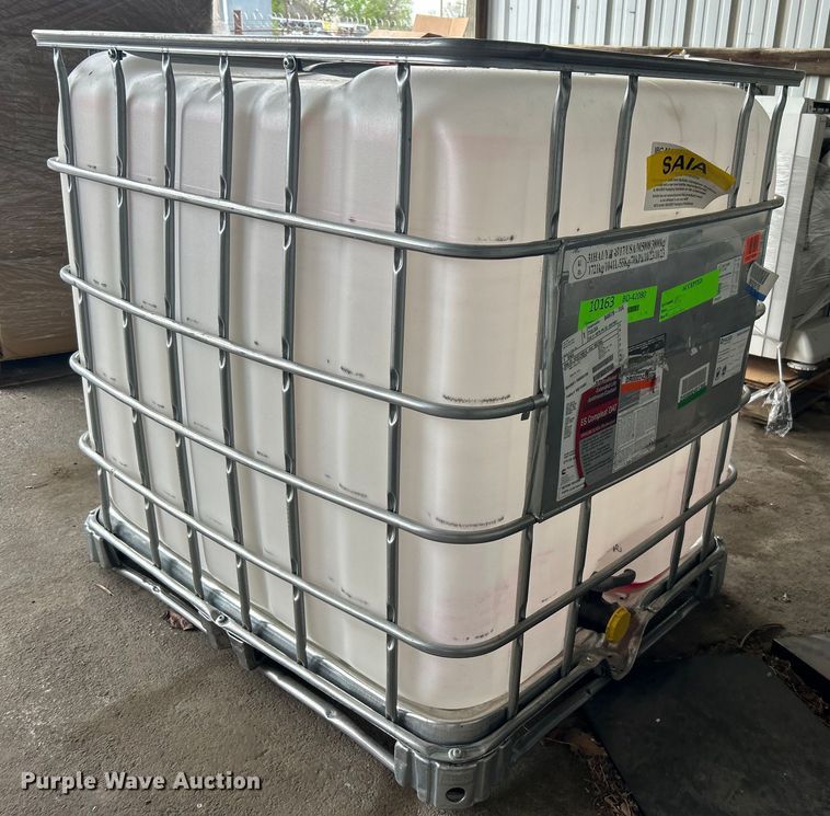 Poly tote in Tulsa, OK | Item EG0300 for sale | Purple Wave