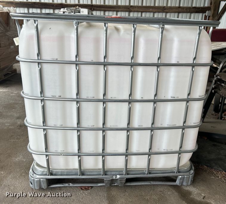 Poly tote in Tulsa, OK | Item EG0300 sold | Purple Wave