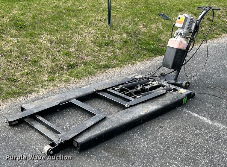 Rotary RMR6P mid-rise lift in Collinsville, IL | Item EK4352 sold ...