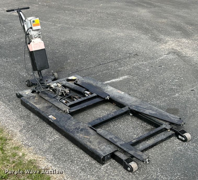 Rotary RMR6P mid-rise lift in Collinsville, IL | Item EK4352 sold ...