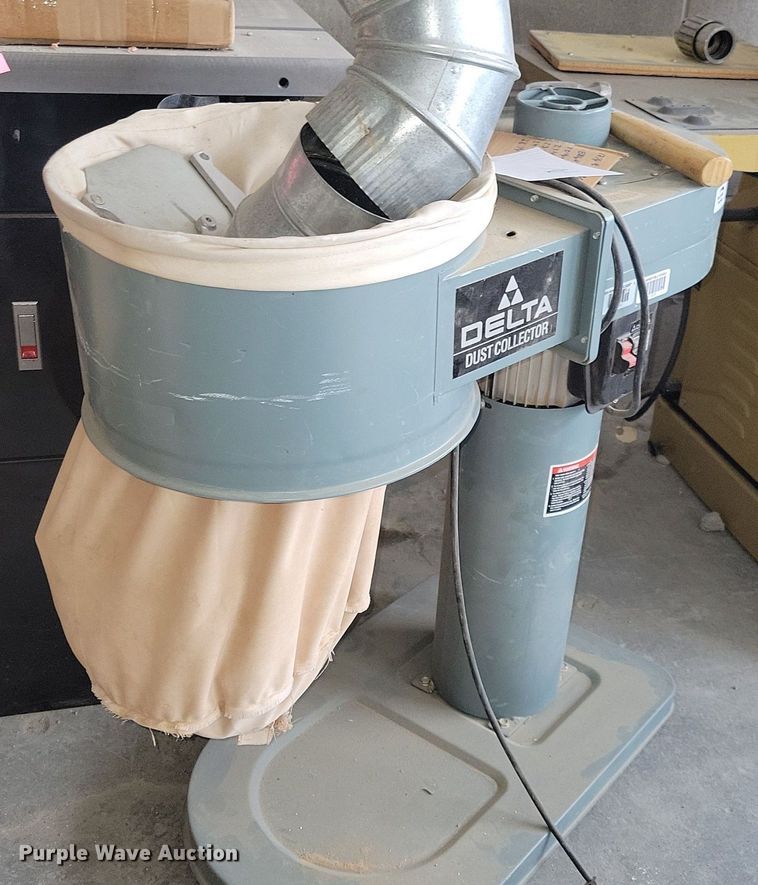 Delta dust collector in Des Moines, IA | Item LC9912 for sale | Purple Wave